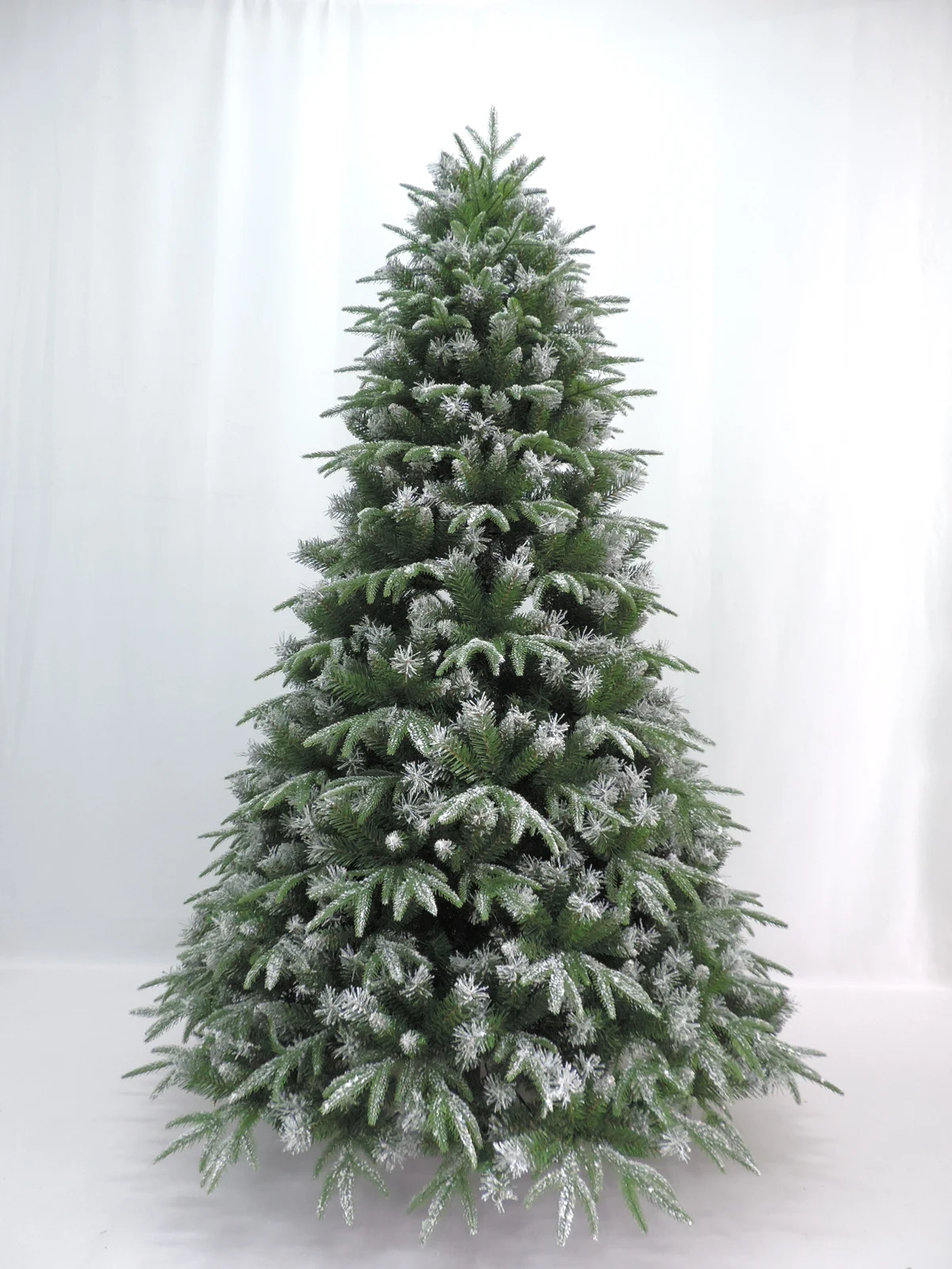 Luxury Realistic Xmas Pine Tree Decoration Mixed PE PVC Fibers for ...