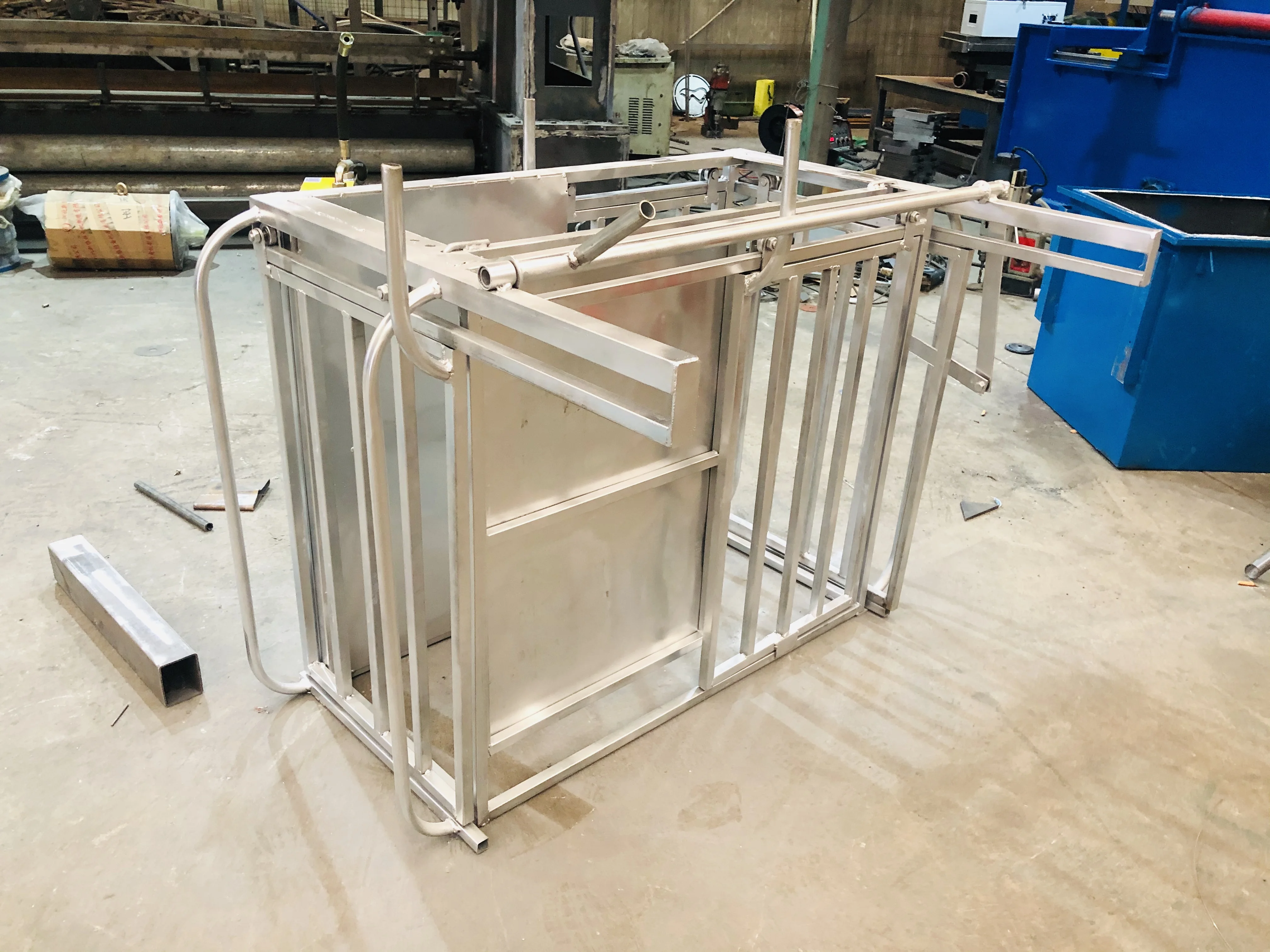 Sheep Handling Equipment Drafting with Digital Weighting Machine