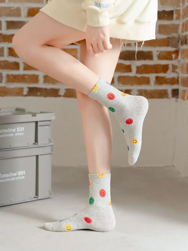 Colorful Trendy Smiling Face Teen Girls Fashion Smile Sport Women ...