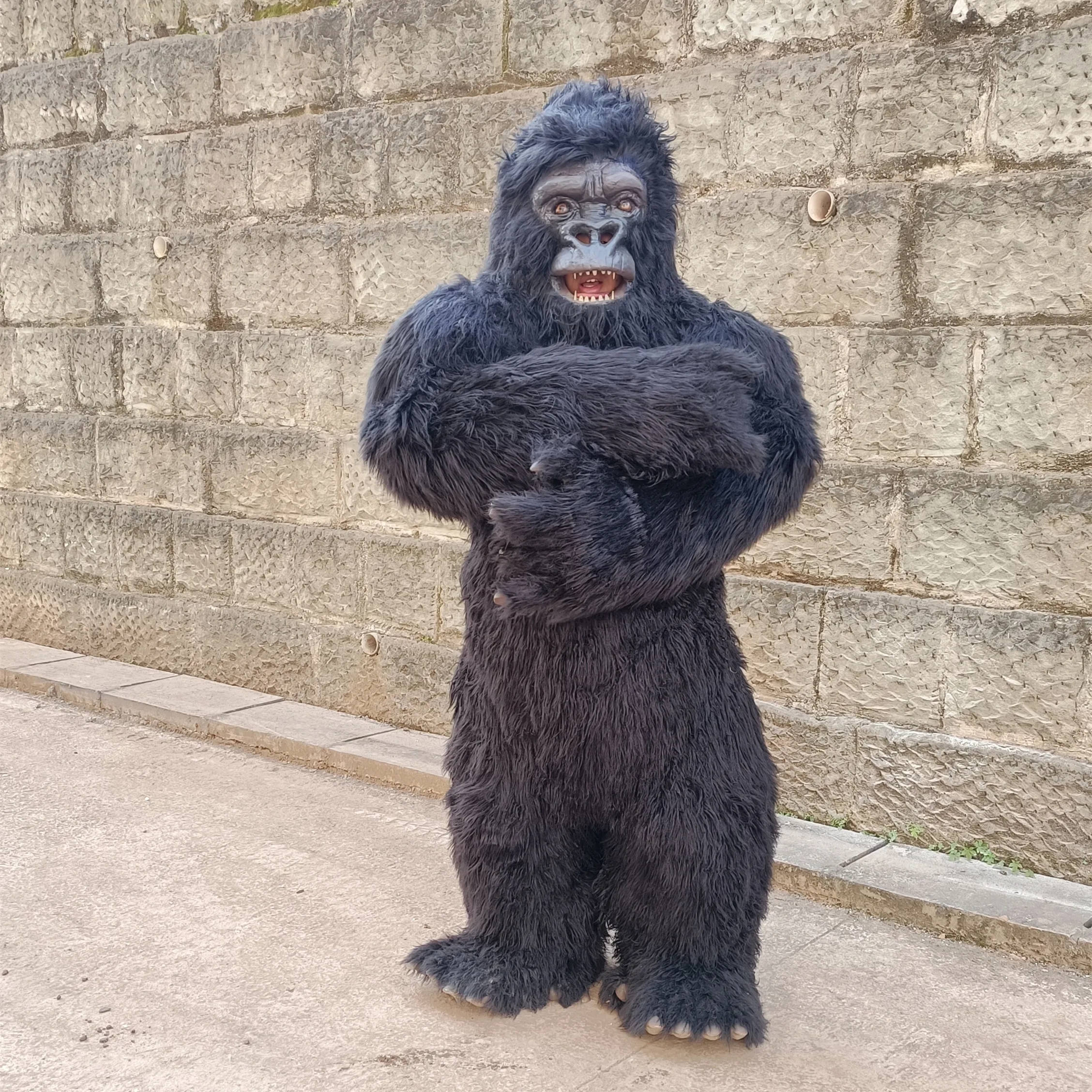 Realistic Model Gorilla and Props for Sale Robotic Animatronic Model ...