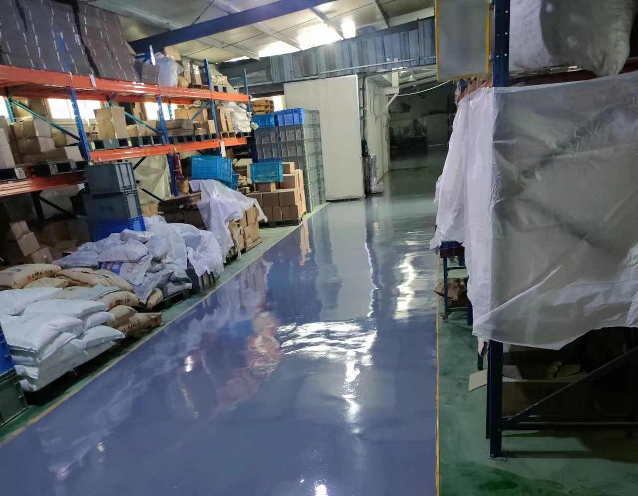 Promotional Plastic Beer Speed Bottle Opener Keyring Wedding Keychain ...