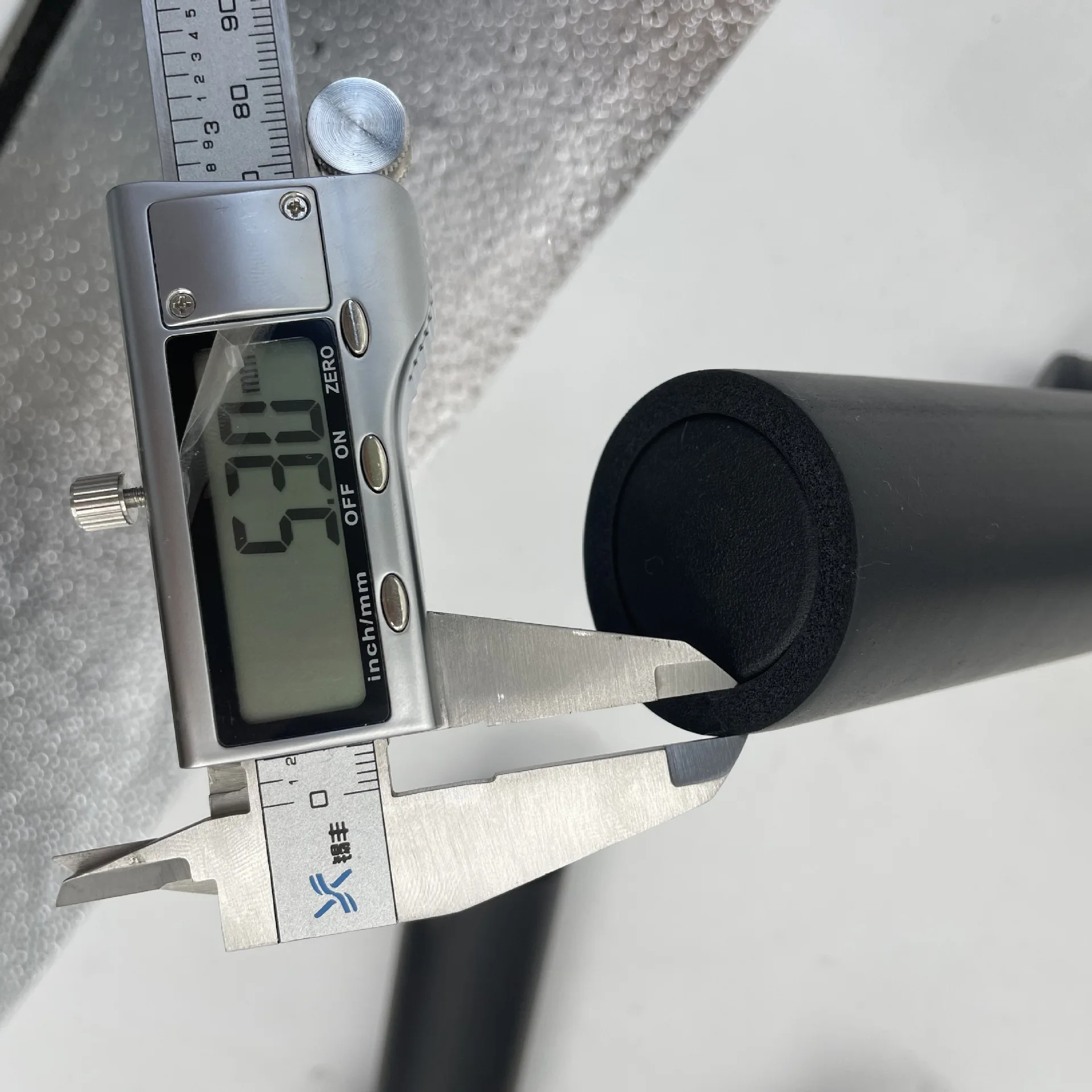 Parallel Bar Arm Flexion And Extension Grip Wide And Narrow Distance ...