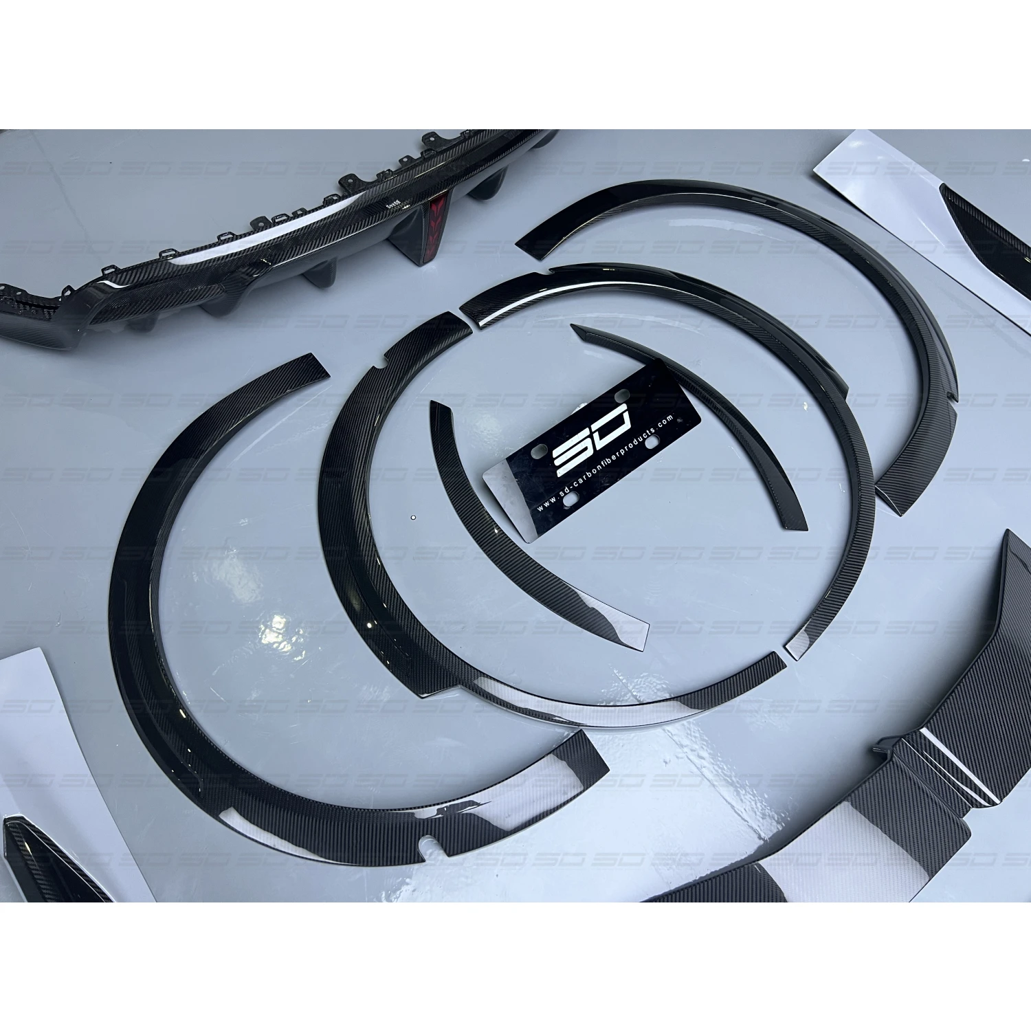 Tesla Model Y Body Kit Upgrade - Carbon Fiber Enhancements