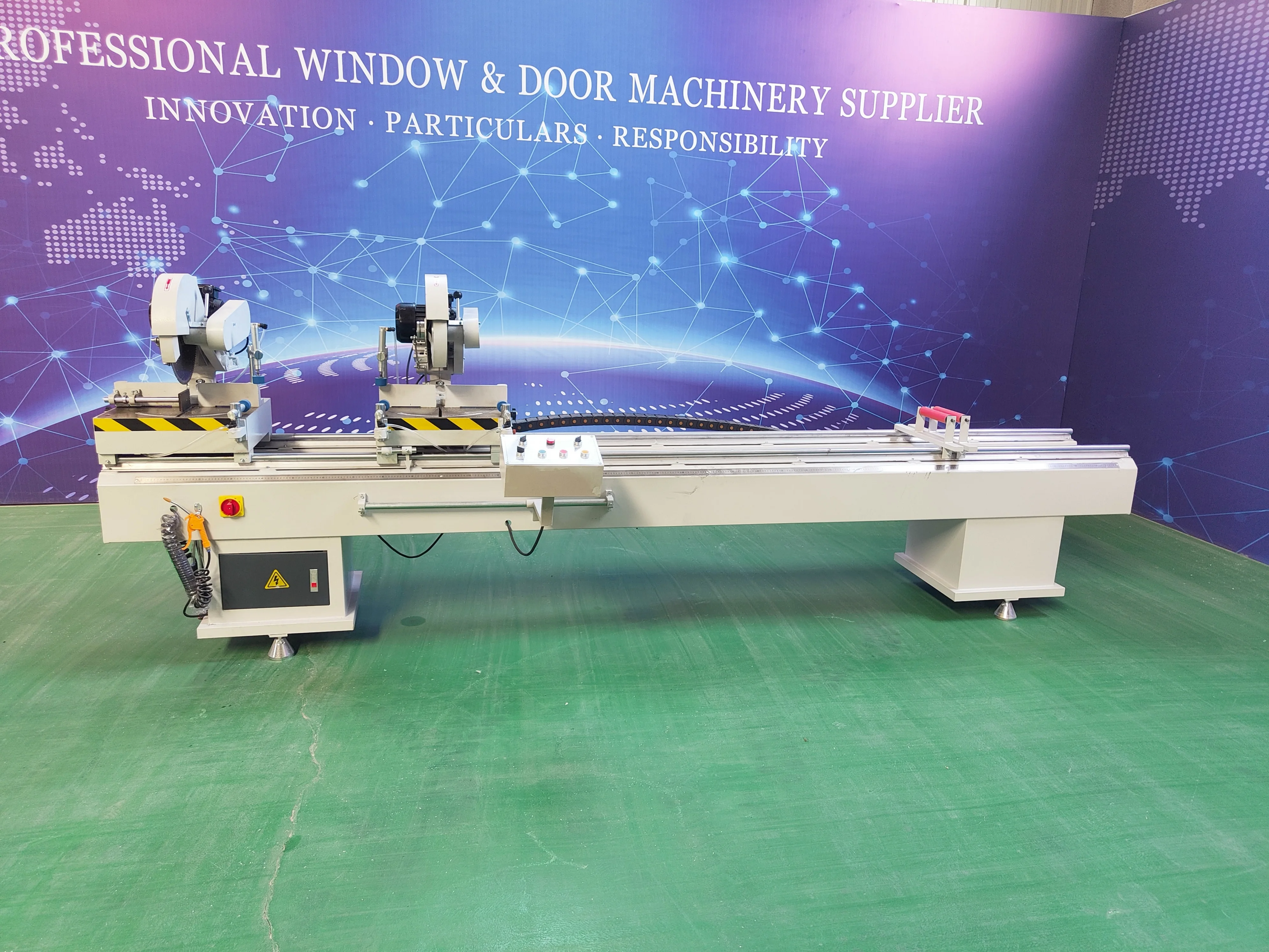 Pvc Aluminum Profile Window Structure Fabricating Machine Pvc Profile ...