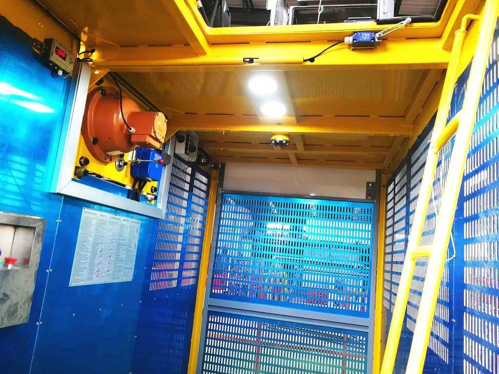 TRUEMAX CMAX Construction Lift - Reliable Cargo and Personnel Elevator ...
