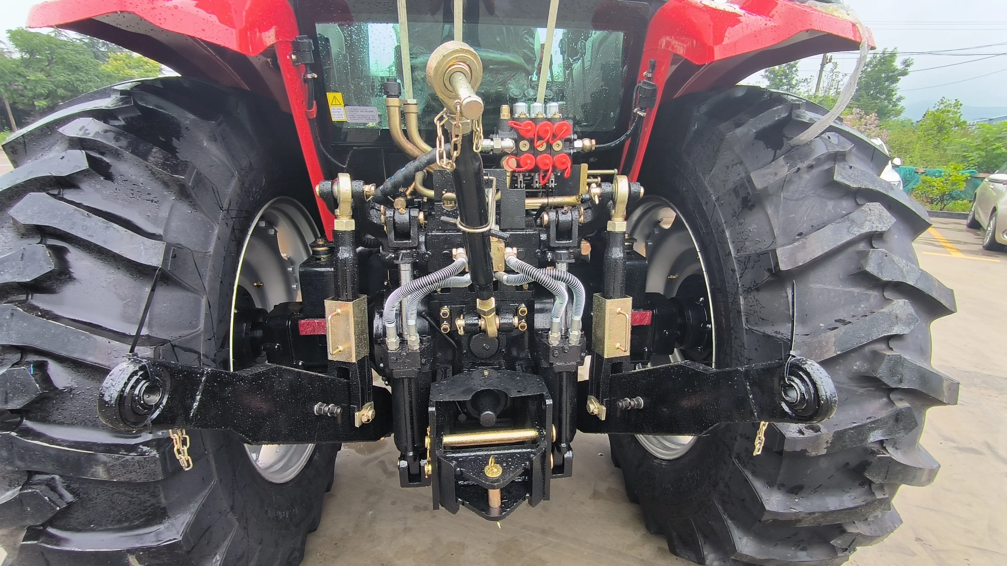 4*4 Wheel Drive Tractors - High Performance & Productivity