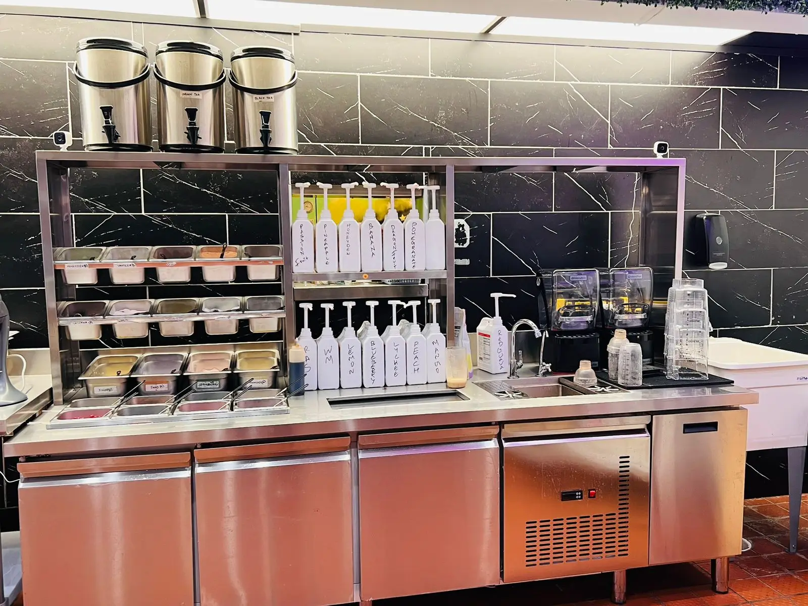Custom Commercial Bubble Tea Counter - High Performance