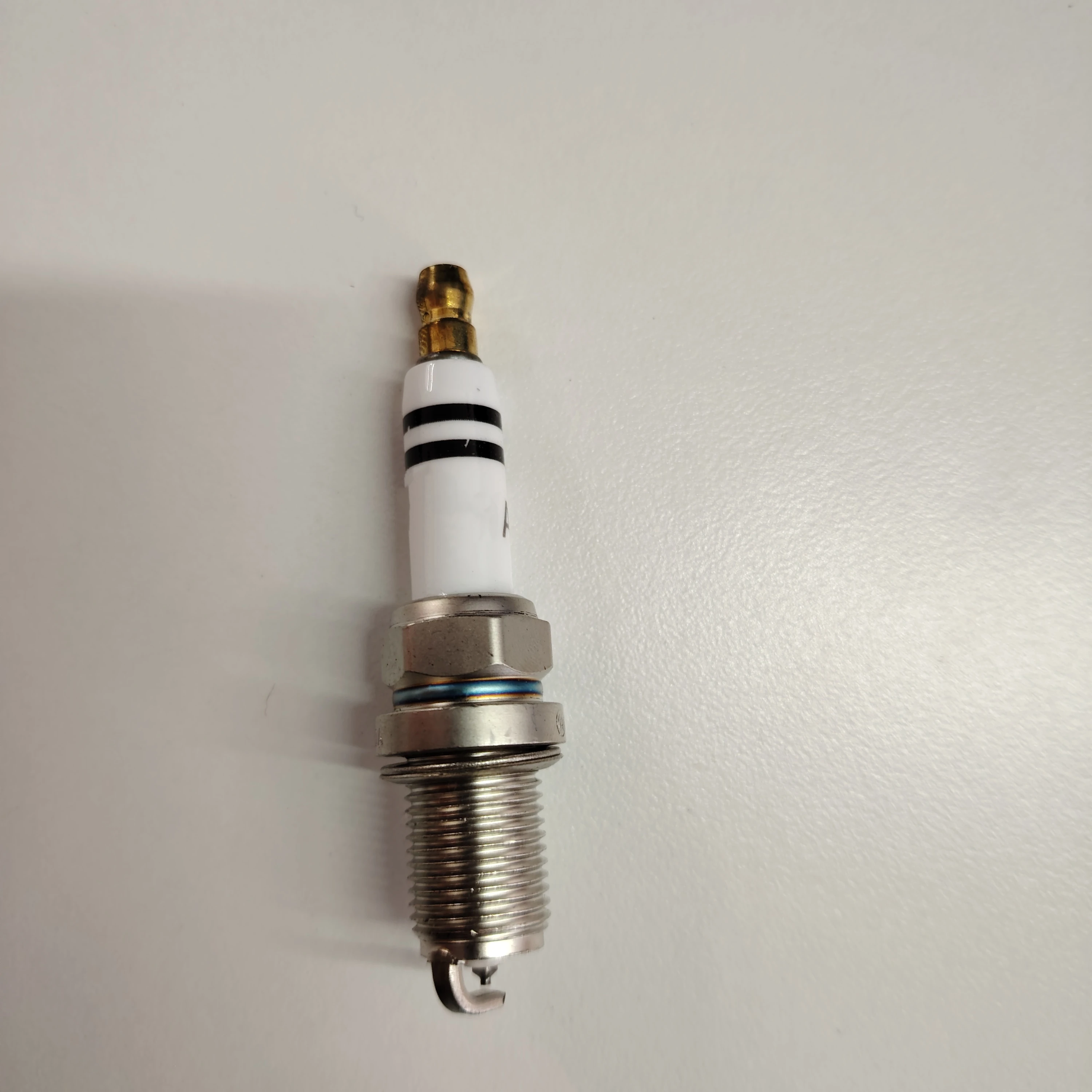 Auto Parts Engine System Spark Plugs 06H 905 611 0241245670 06H905611 ...