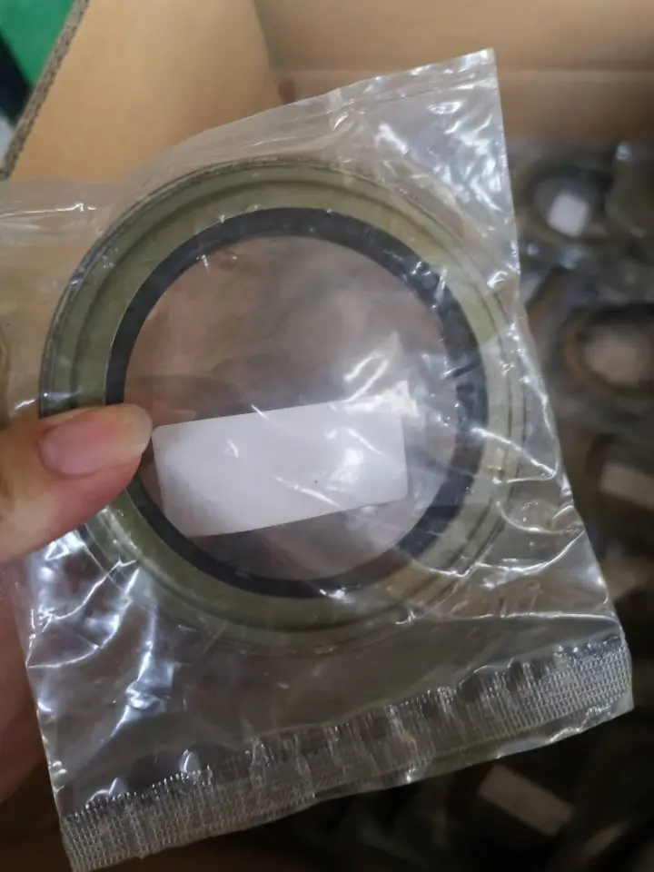 Diesel Engine Parts C4.4 Crankshaft Front And Rear Oil Seal 2418f437 ...