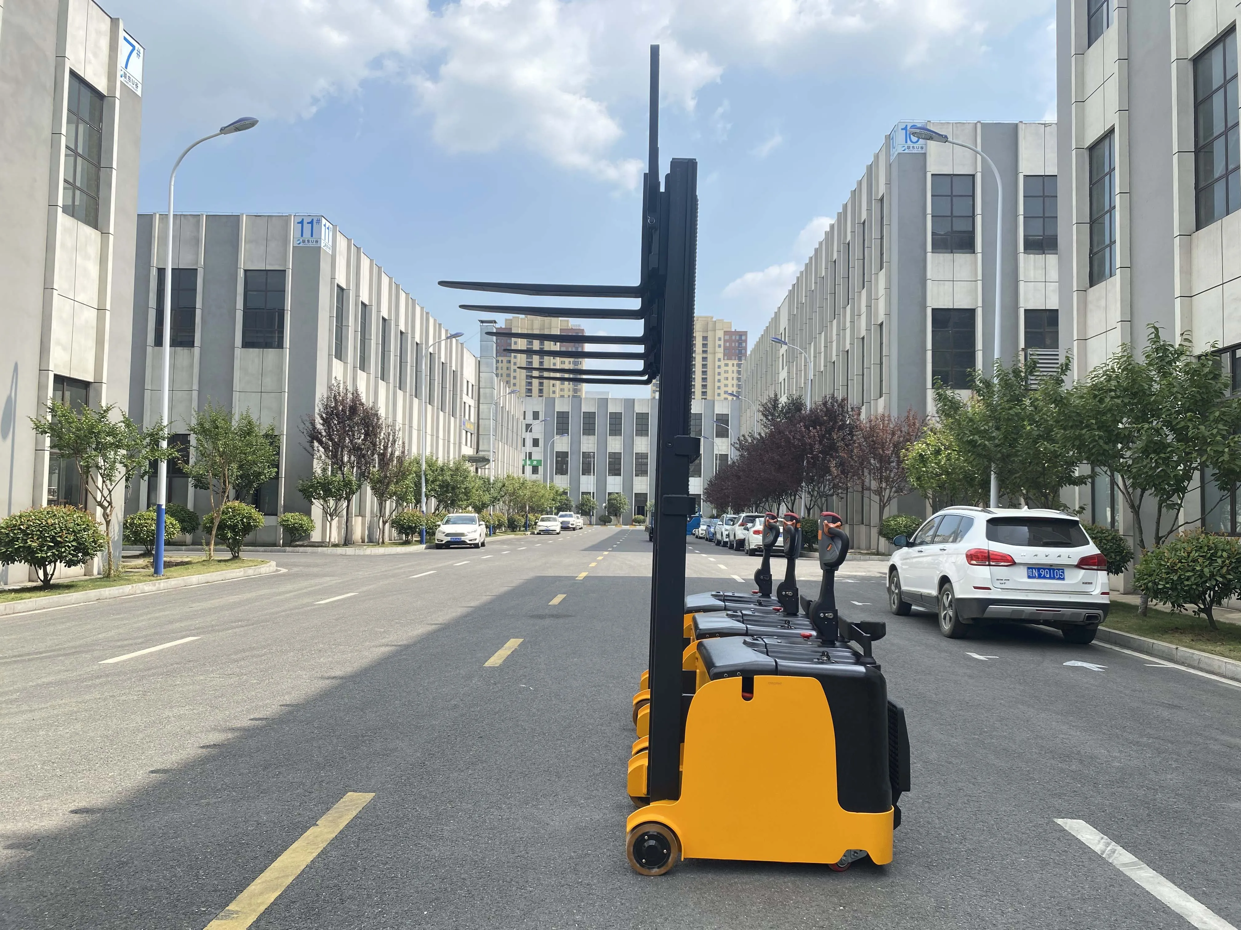 Auto Counter Balance Electric Pallet Stacker 1.5T