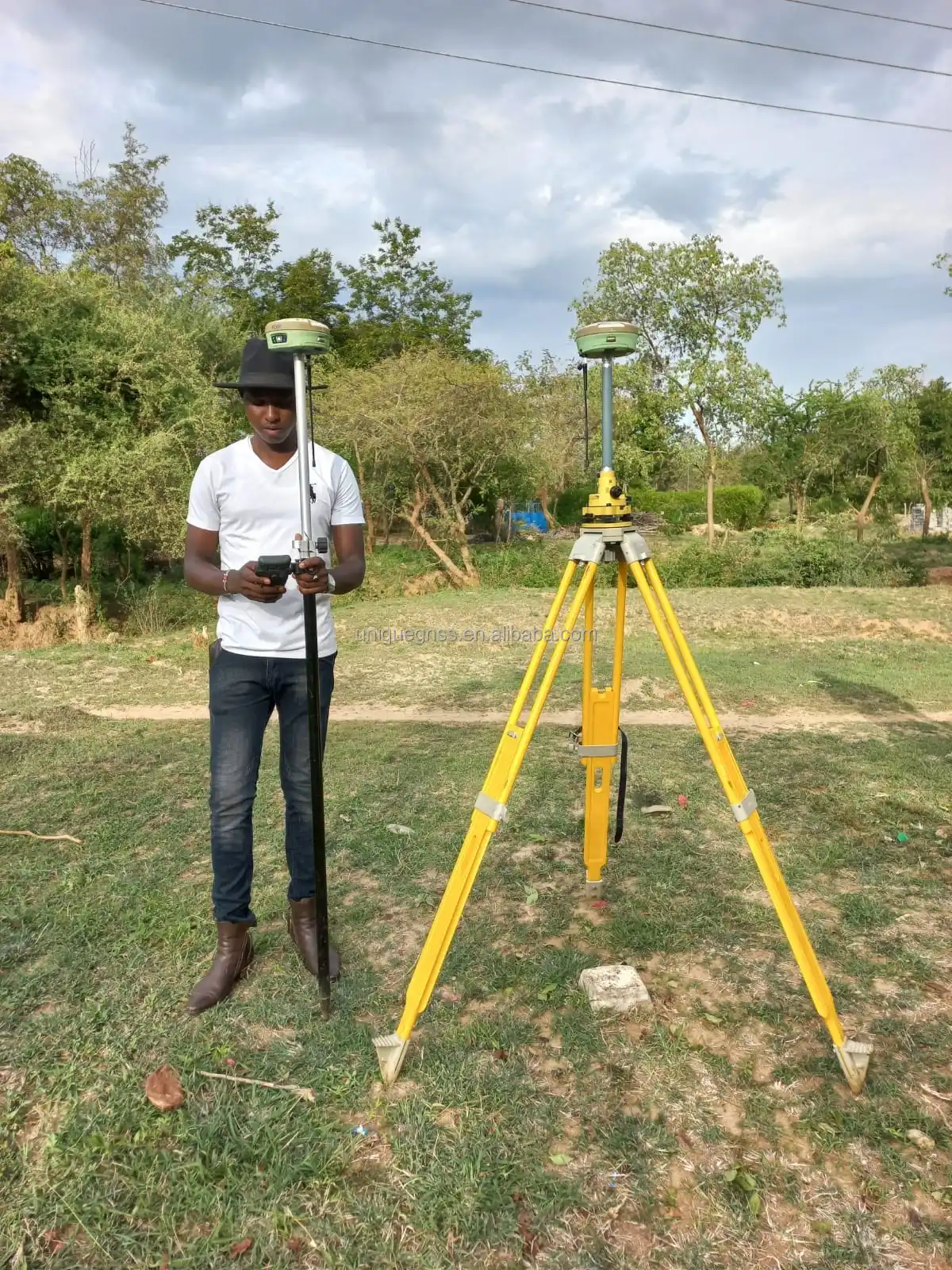 Professional GNSS GPS Surveying Equipment - RTK GNSS Receiver FOIF A90