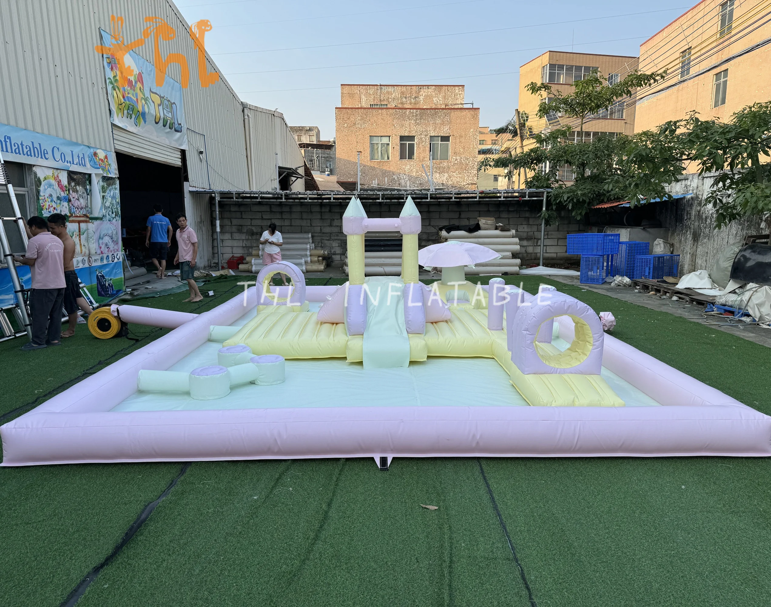 Outdoor Play Pvc White Obstacle Course Inflatable Pastel Bounce House ...