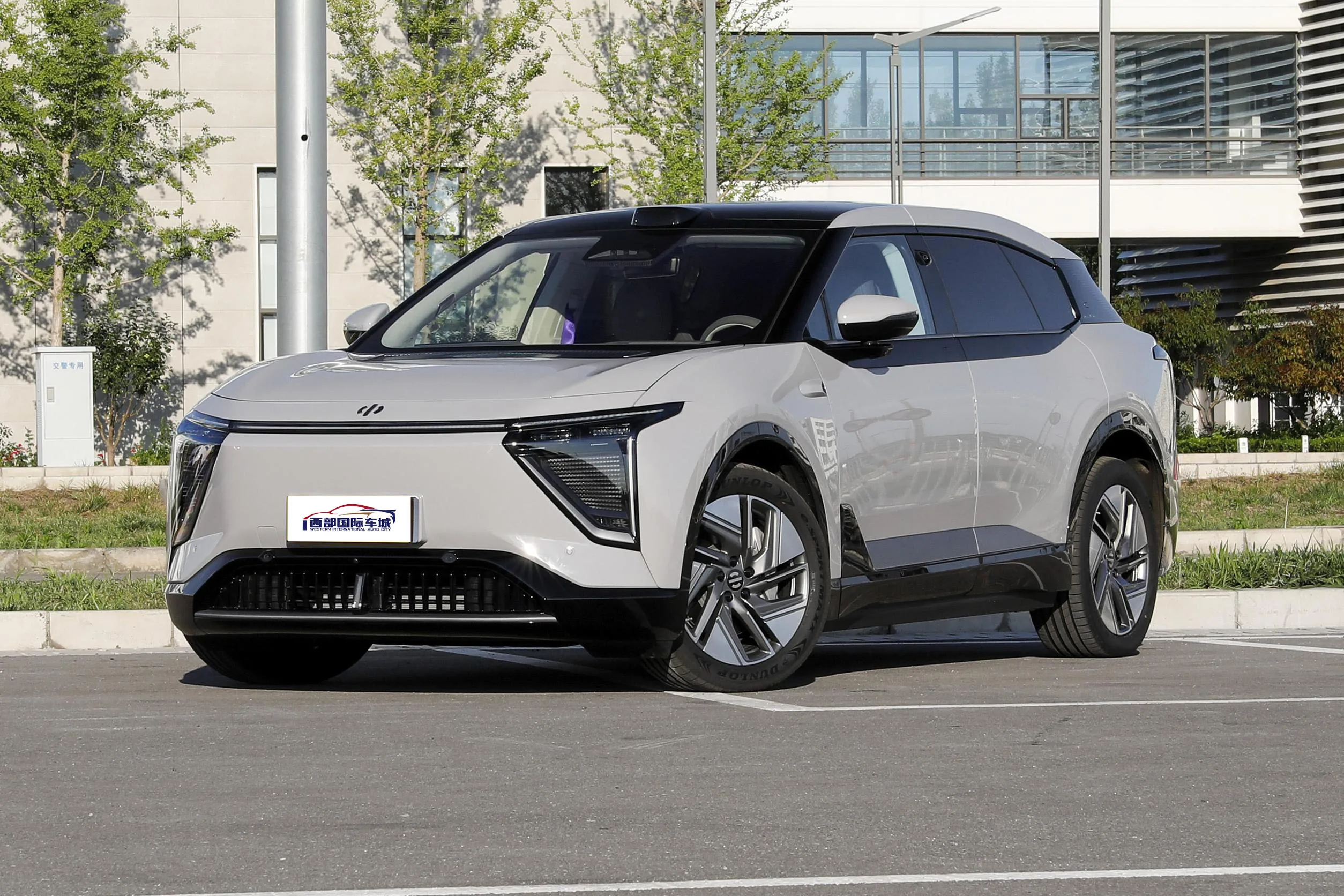 Hiphi Y New Energy Vehicles Long Range Awd Lithium Battery Electric Car ...