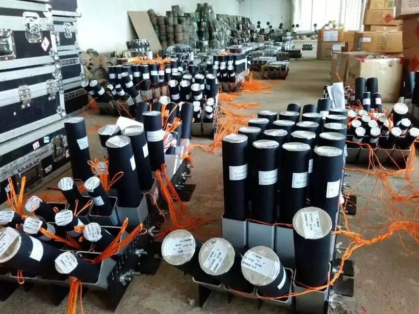 Smile Face 1.2" 20 Shots Fireworks Rack - Special Effects