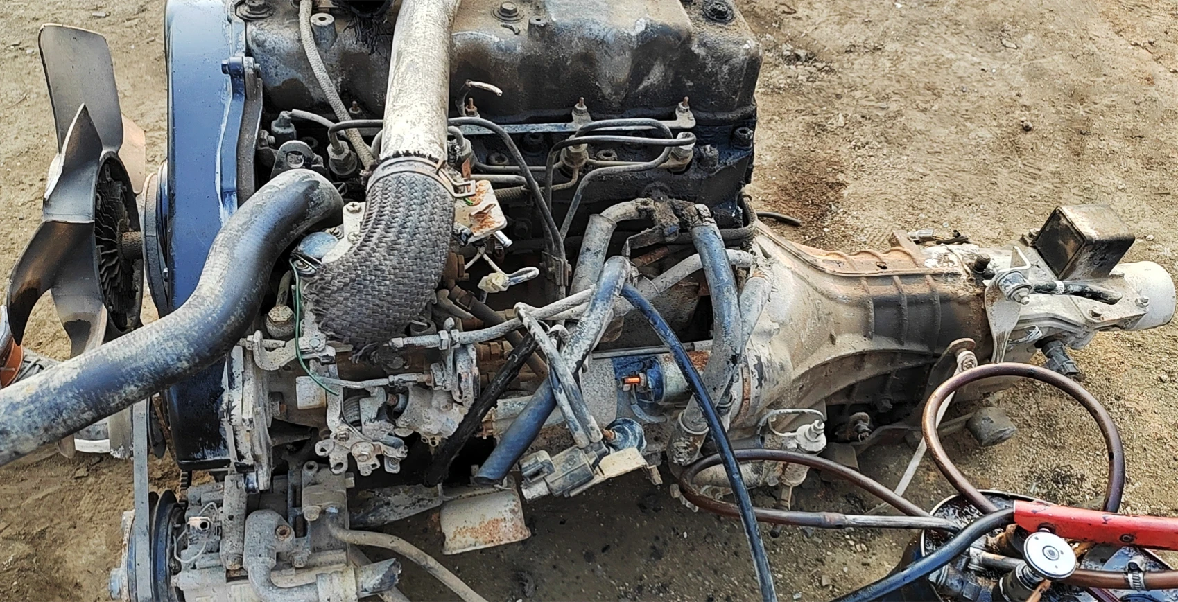 4D56 Turbo Engine with 4x4 Gearbox - Used Mitsubishi Pajero V44, 2.5L ...