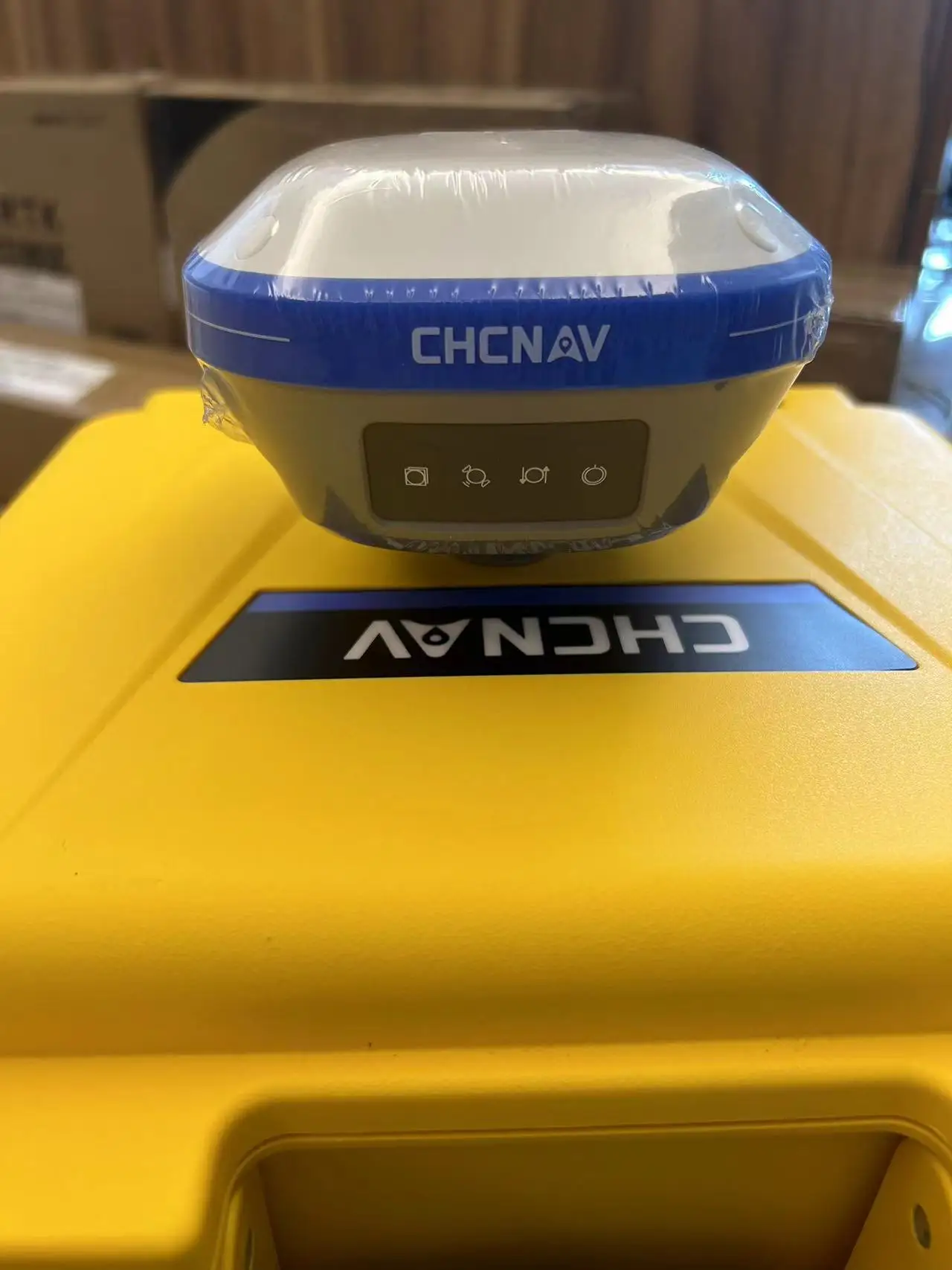 CHC X6/I73 Dual Frequency GNSS Survey Equipment - High Accuracy