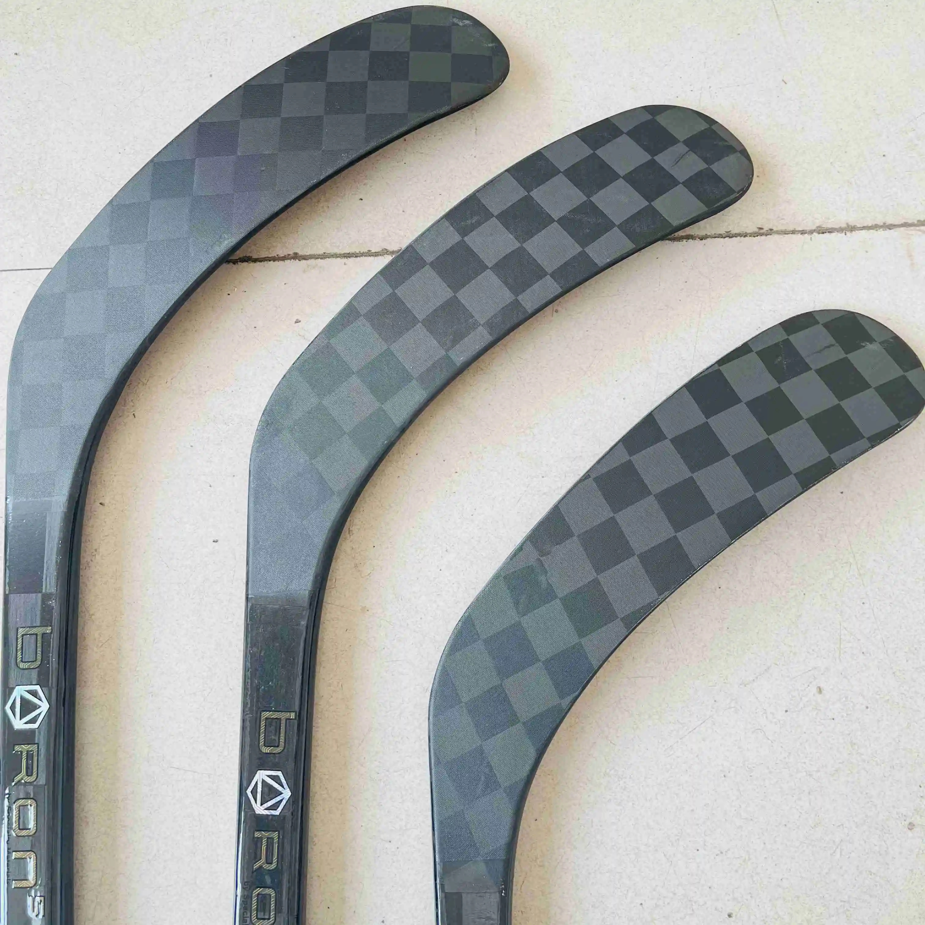 2025 New Low Price Hockey Sticks - Lightweight & Durable