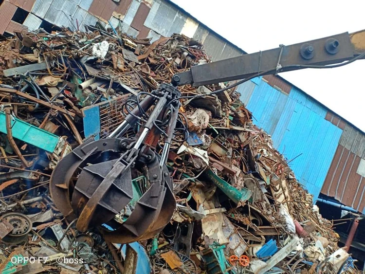 HOMIE Scrap Grabbers - Durable Hydraulic Orange Peel Grapples