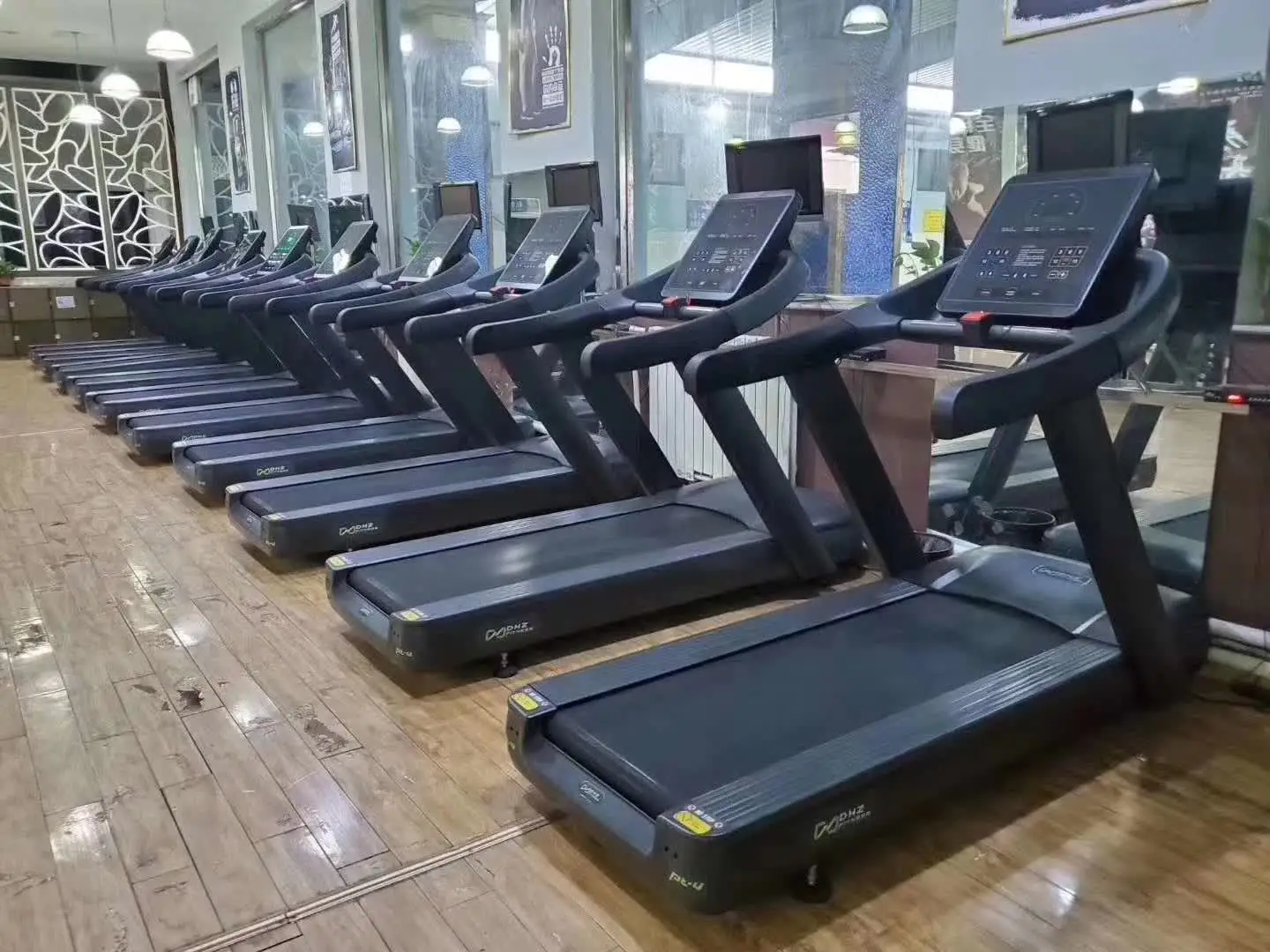 Electric Wheel Control Treadmills - Fitness & Eco-friendly