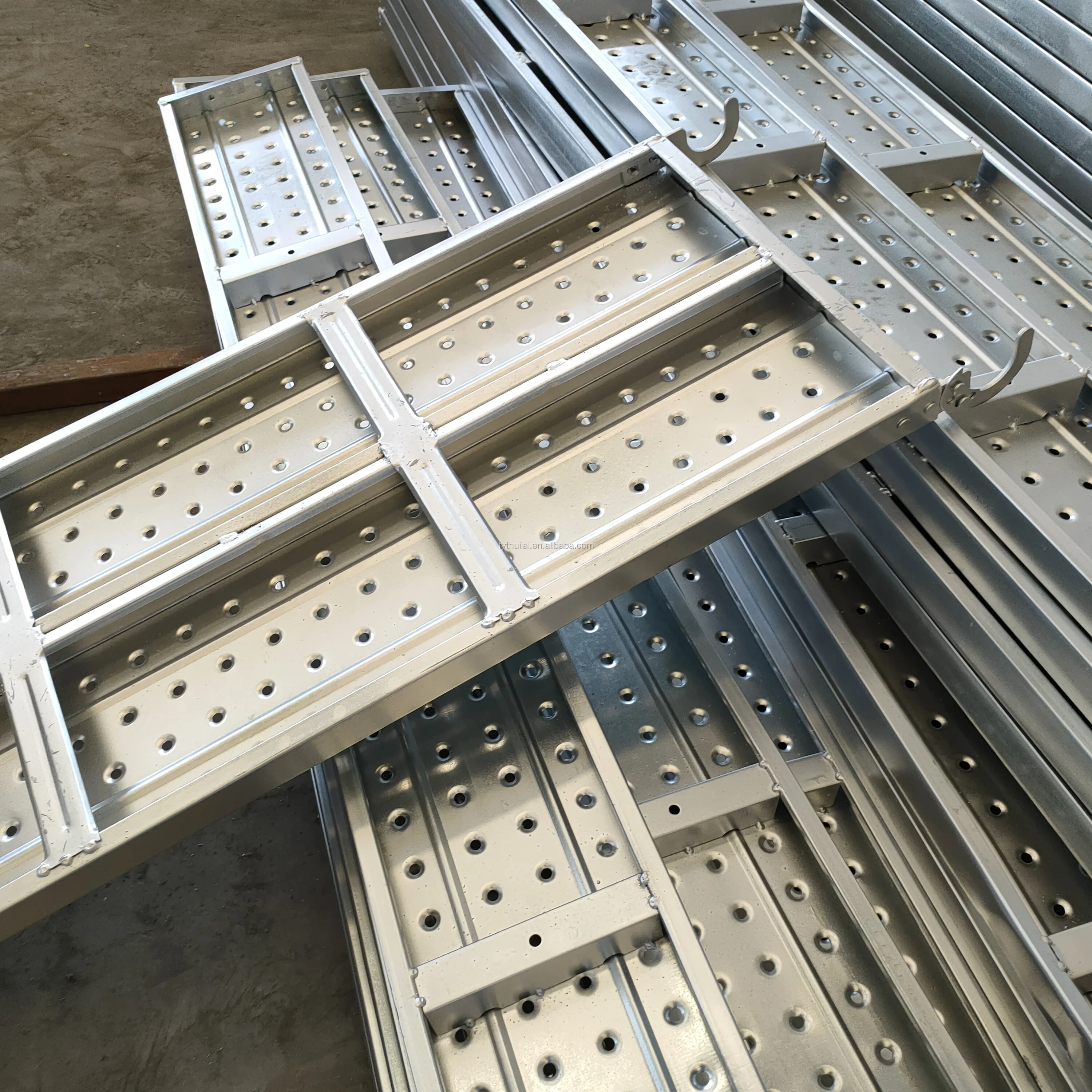 Galvanized Steel Plank for Construction - Durable Scaffold Platform ...