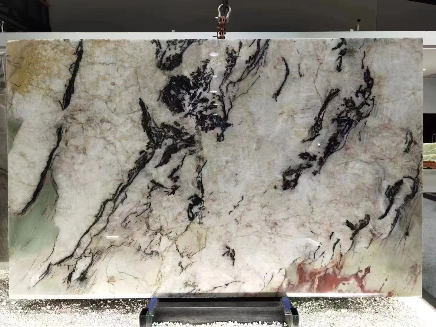Tiffany Marble Background Laguna Crystal Quartzite Backlit Feature Wall ...