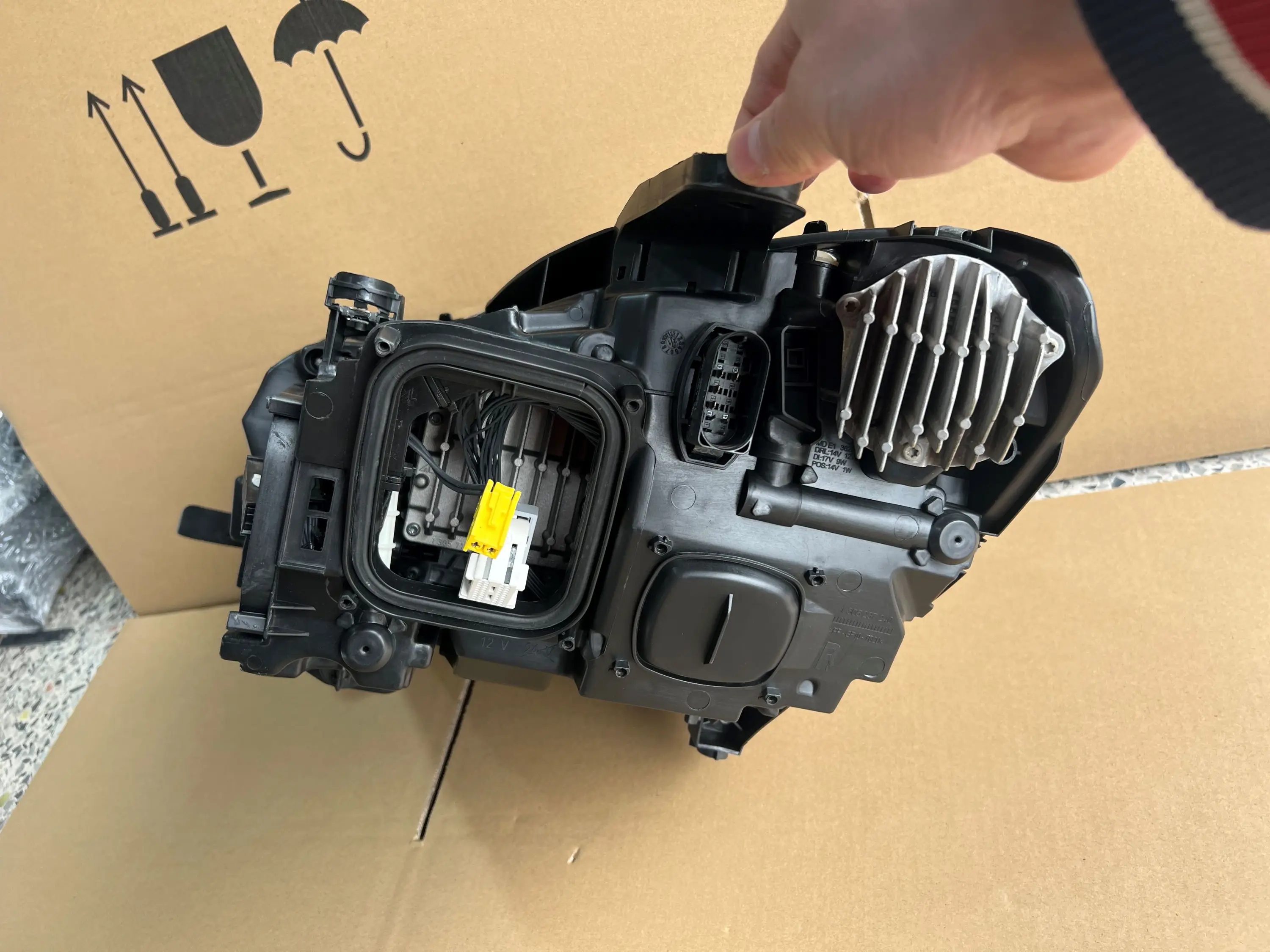 Original Cls218 Led Headlights Oem For Mercedes Benz Cls W218 Geometric ...