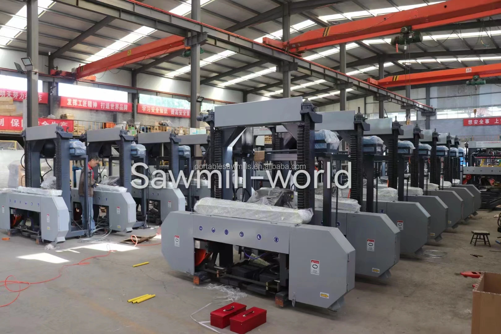 Very Hardwood Logs Cutting Wood Sawmill Touch Screen CNC Precision ...