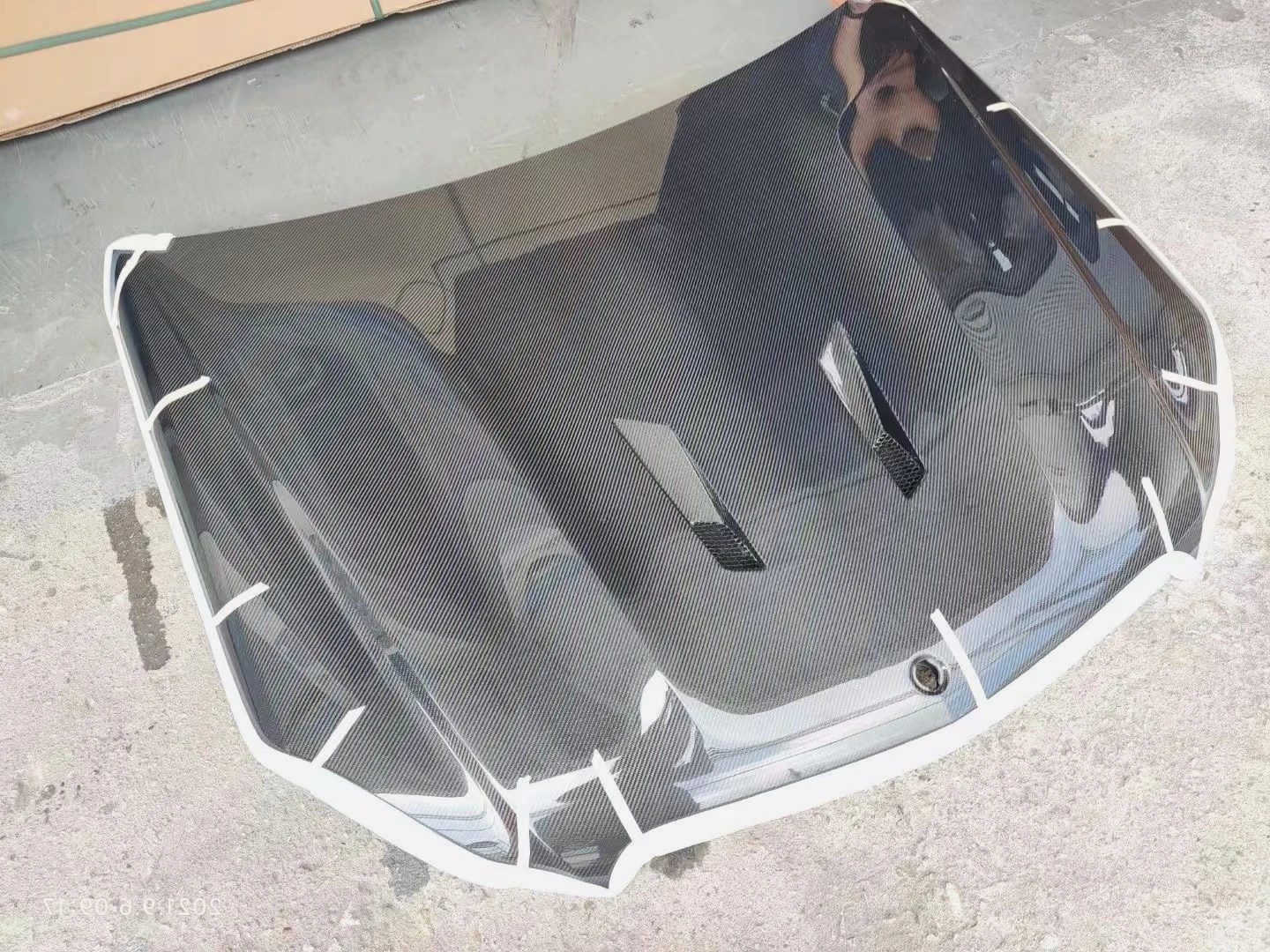 Mercedes C-Class W204 C63 Coupe Sedan Carbon Fiber Bonnet