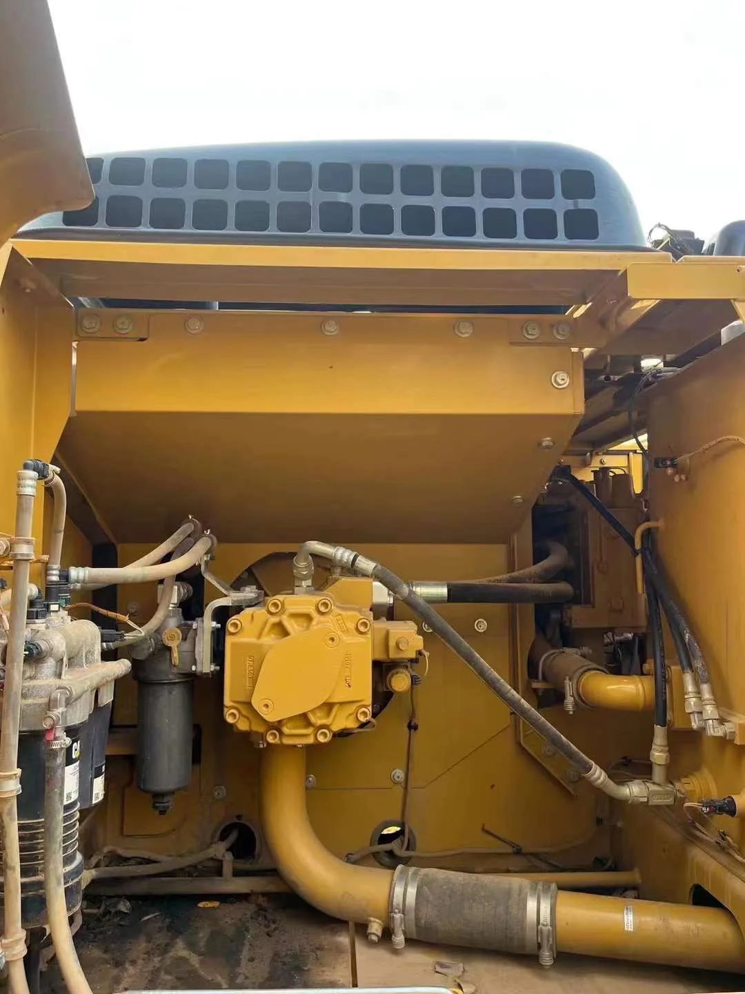 Good Condition Second Hand Construction Caterpillar 320GX Crawler ...