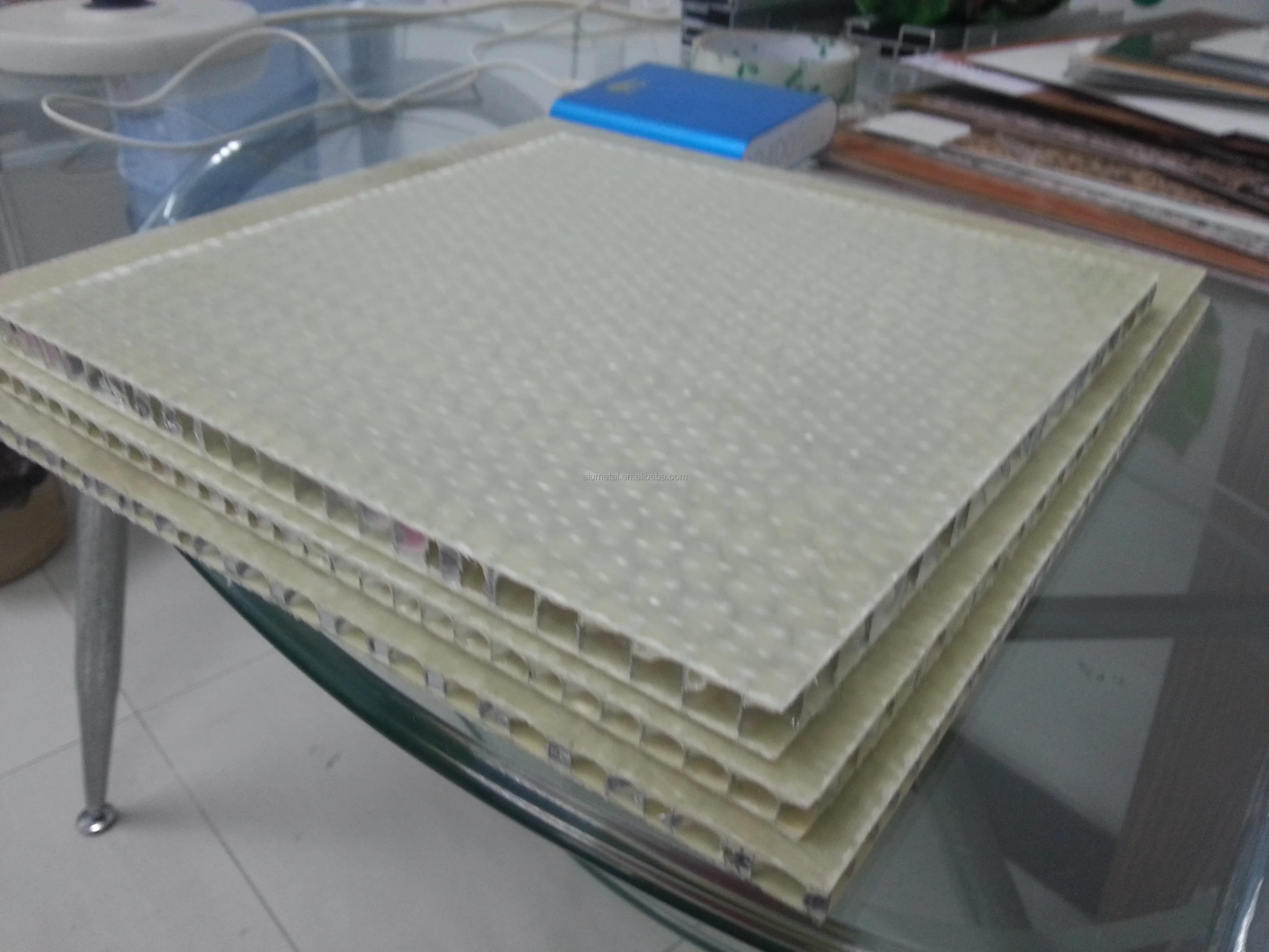30mm Aluminium Honeycomb Panels - Durable & Versatile