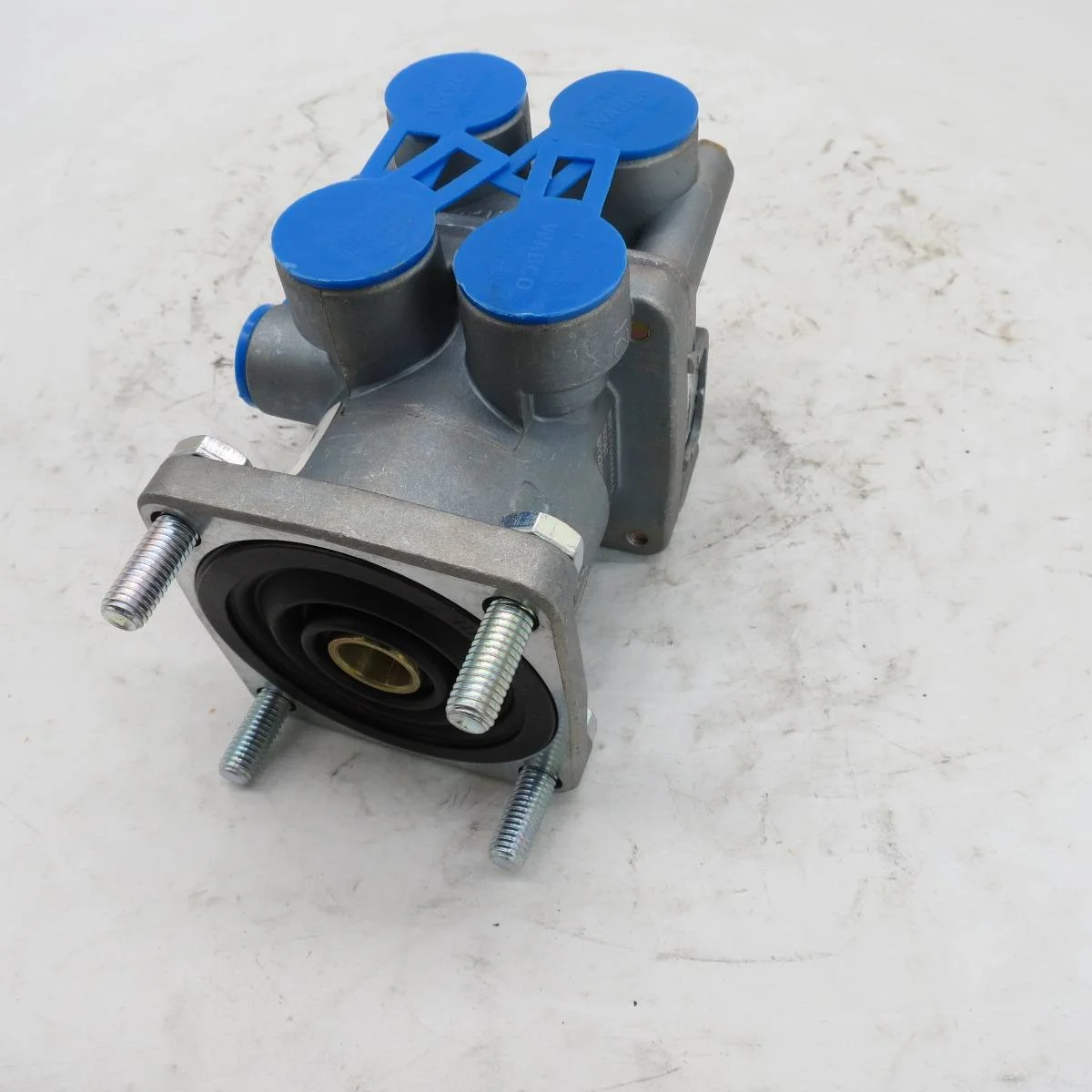 Sinotruk Howo Brake Master Valve For Trucks & Oem Available | Wholesale