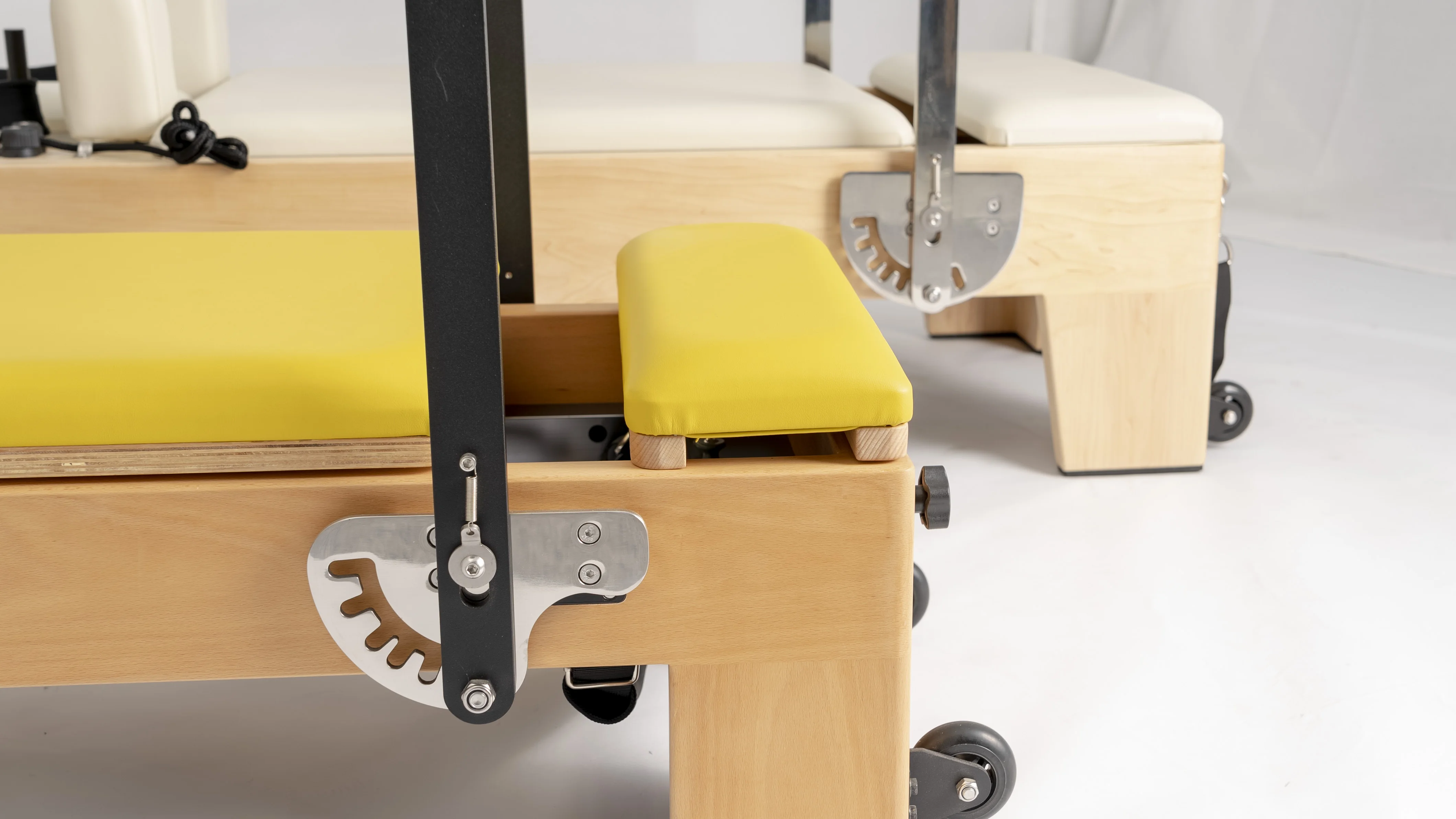 Mini Pilates Reformer for Kids Fitness & Exercise - OEM