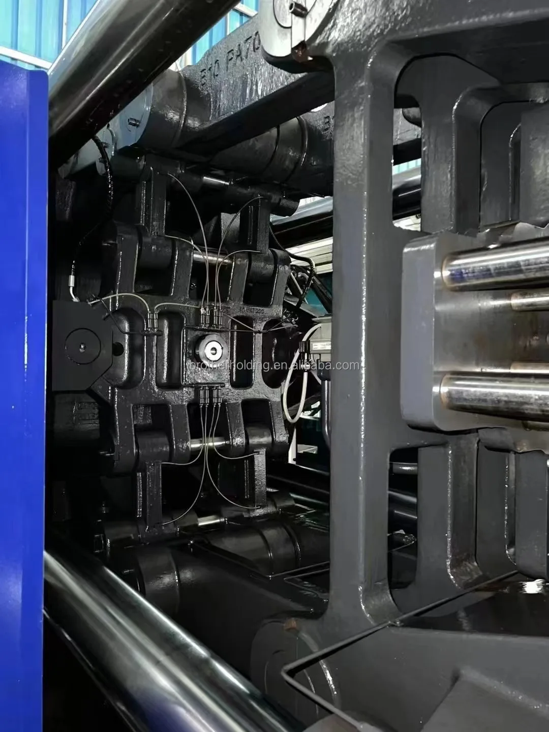 Used 700 Ton Haitian Injection Molding Machine MA7000 IIS