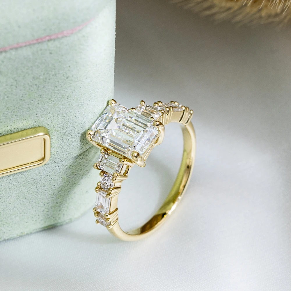 Custom IGI Certificate Gold Jewelry 18K Emerald Cut 2.8CT D VS1 CVD Lab ...