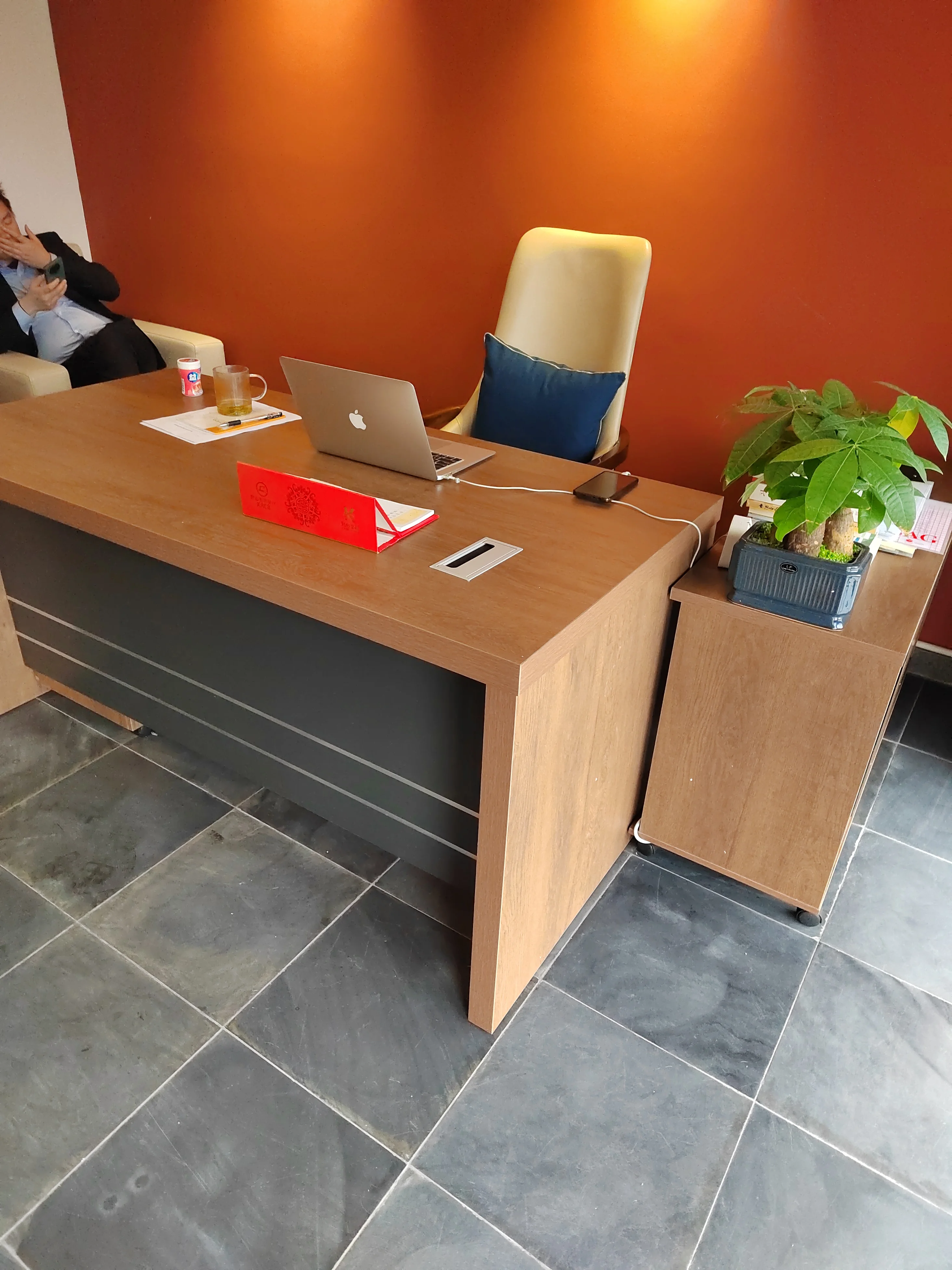 Minimalist Modern Ceo Desk Boss Desk Manager Supervisor Office ...