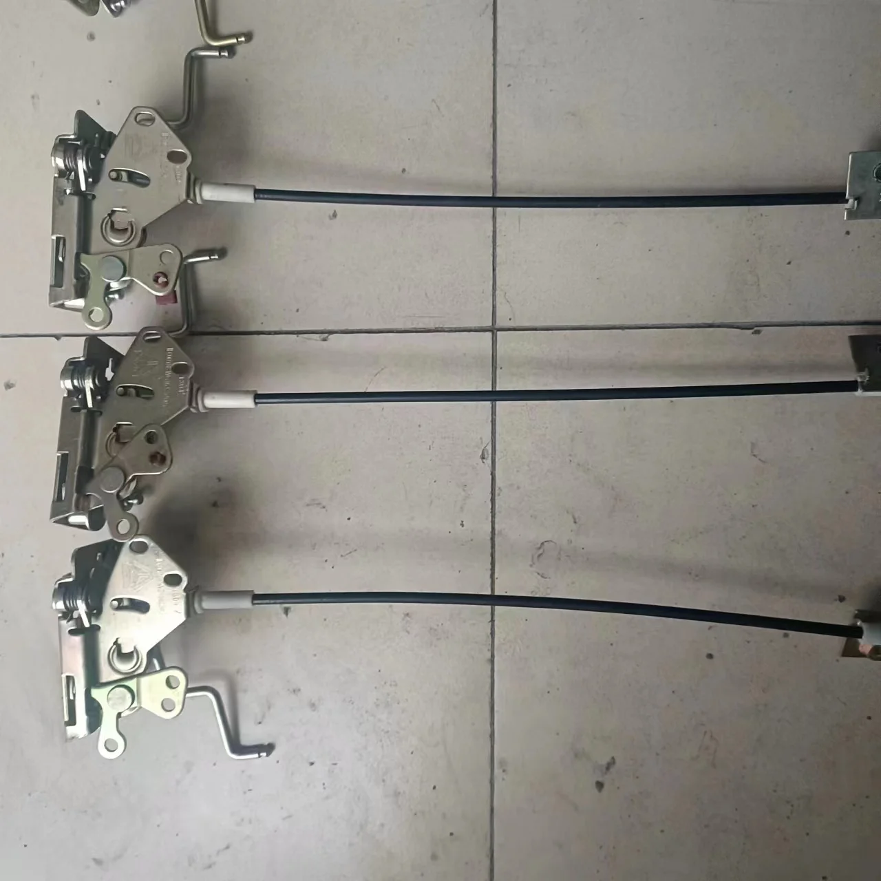 Sinotruk HOWO T7 Sitrak Truck Parts - Door Lock Assembly