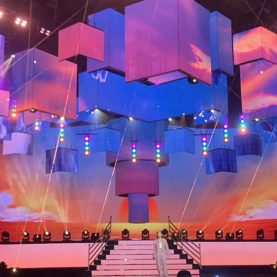 DMX512 Kinetic LED Screen Lights Lifting Triangle LED Display Stage ...