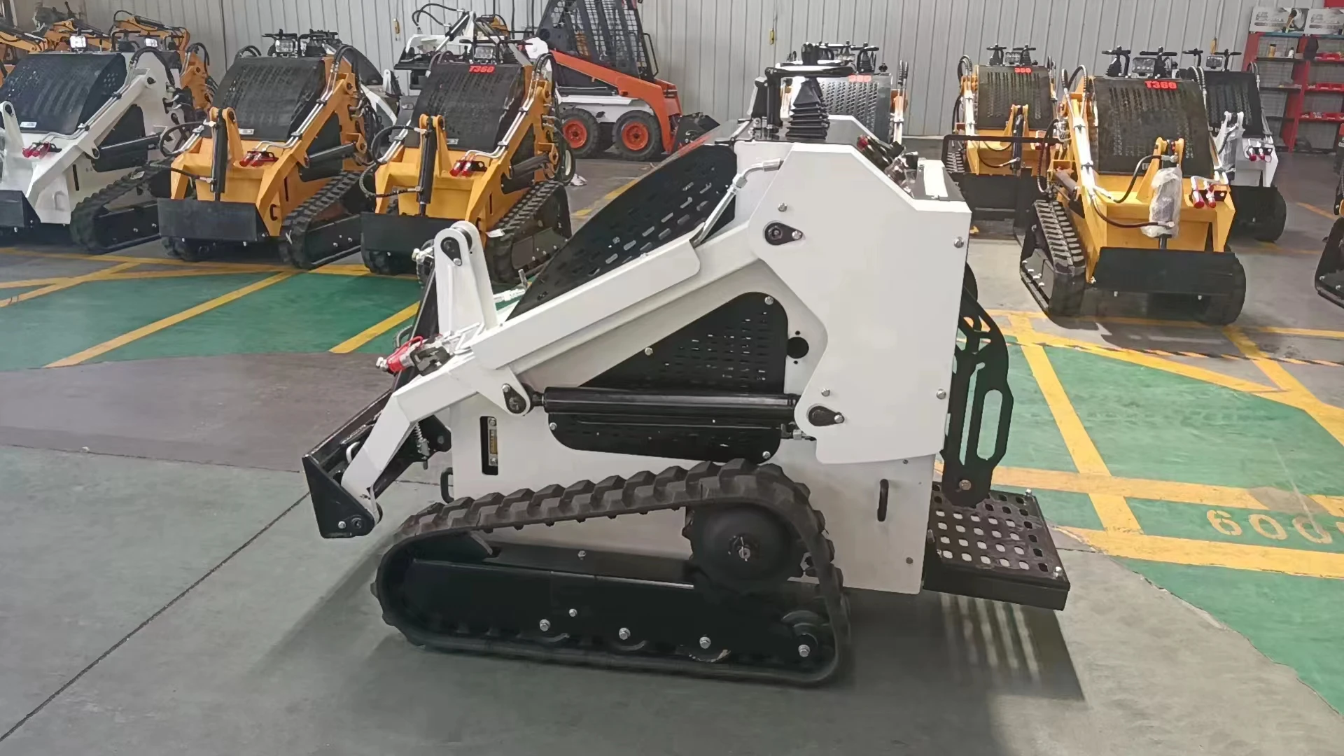 Wheeled Sliding Small Forklift Station-driven One-machine Multi ...