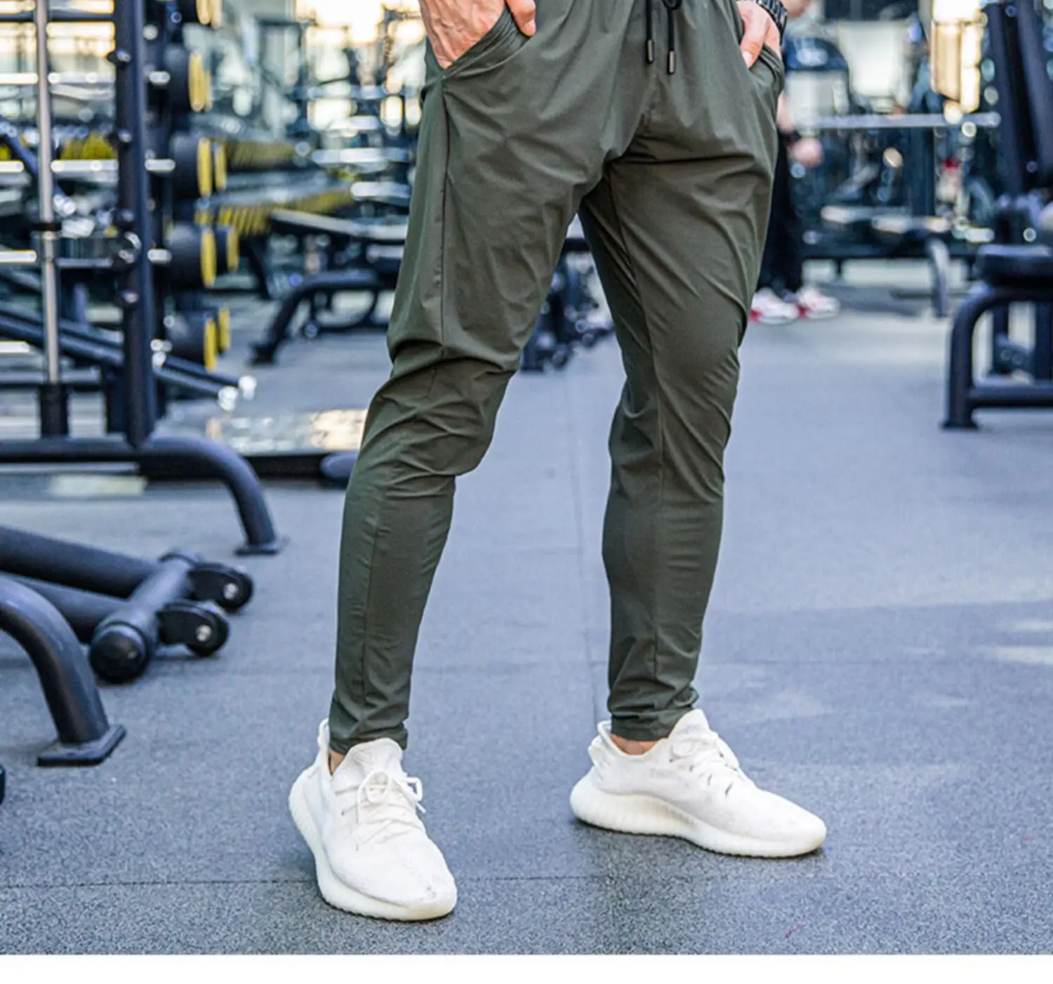 Men's Running Trousers - Sporty, Sustainable, and Stylish
