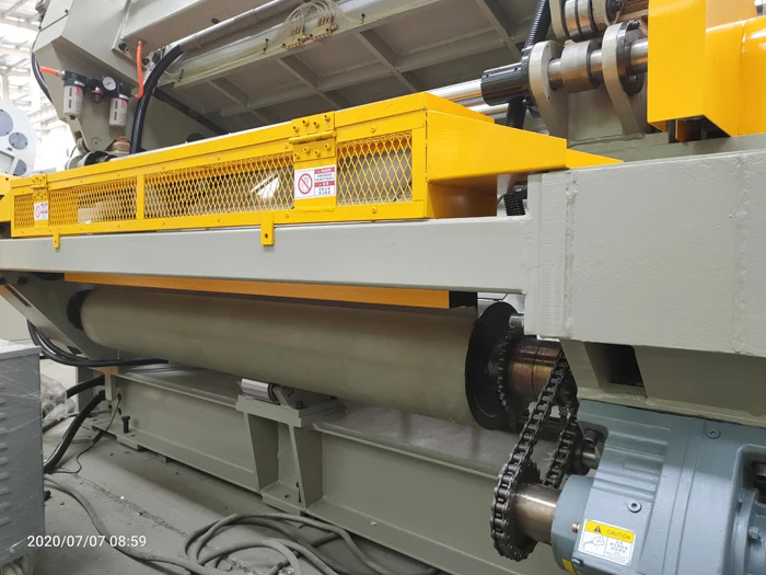 Cnc Spindless Rotary Veneer Peeling Lathe Machinery Sl2600/5b - Buy ...