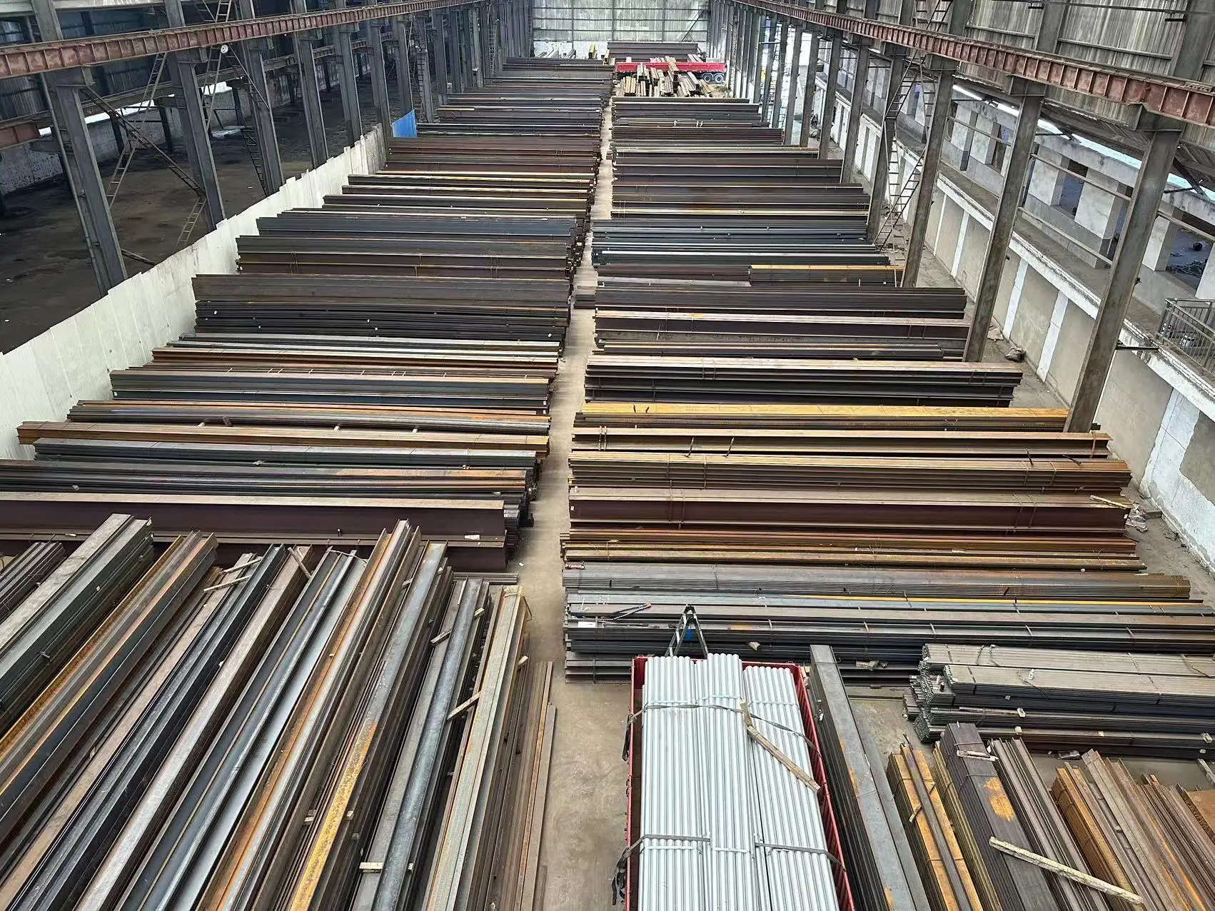 Universal Columns Heavy Structural Steel I Beam Price Carbon Steel Ipe ...