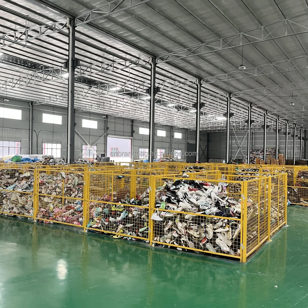 A1-4 Second Hand Bag Wholesale Used Branded Bags Mixed Ladies Handbags ...