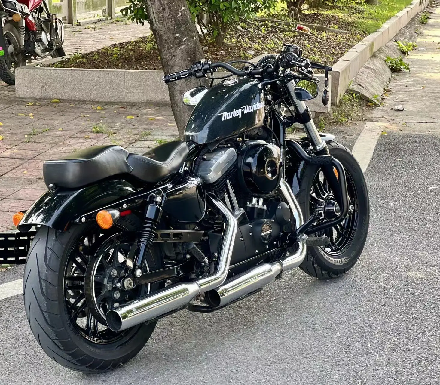 Cheap Second-Hand Davis X48 1200 883 Full Series Cars