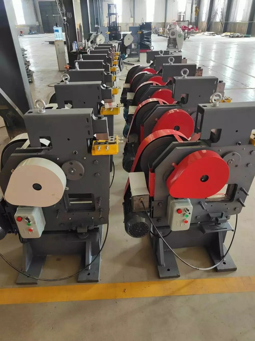 Combined Punching Shearing Machine Metal Sheet Ironworker Hydraulic ...