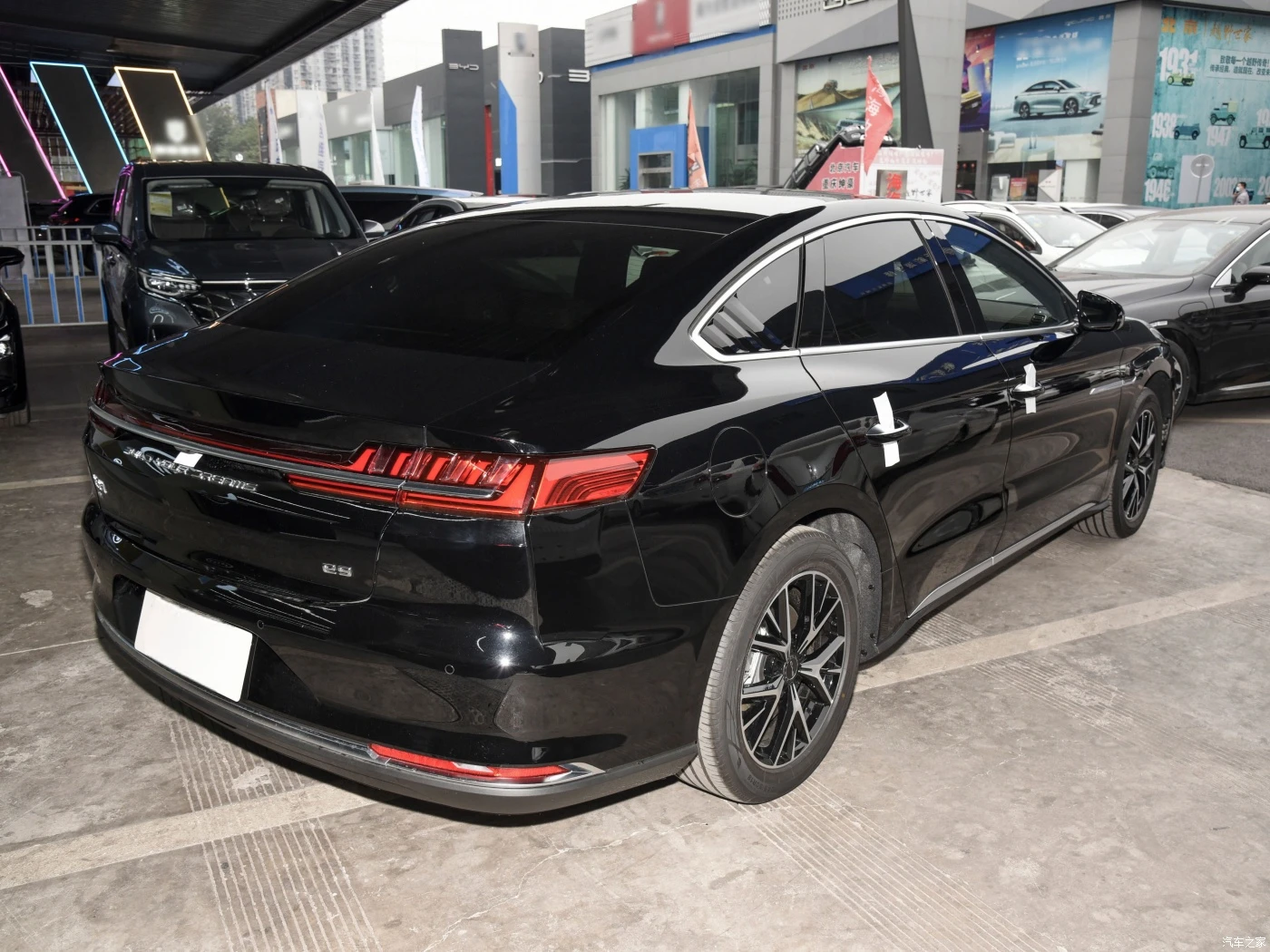 Byd E9 New Energy Four-door Five-seater Sedan Car - Buy Byd E9,Byd New ...