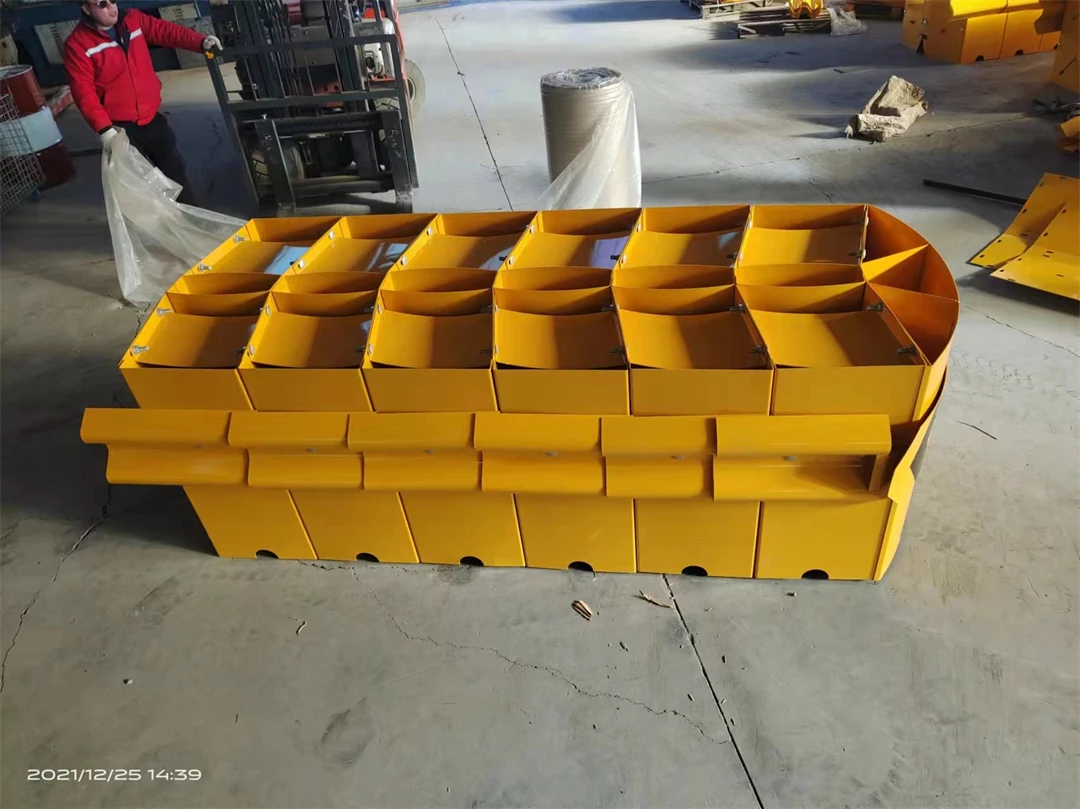 Steel crash barrier road reflective delineator guardrail crash guard ...