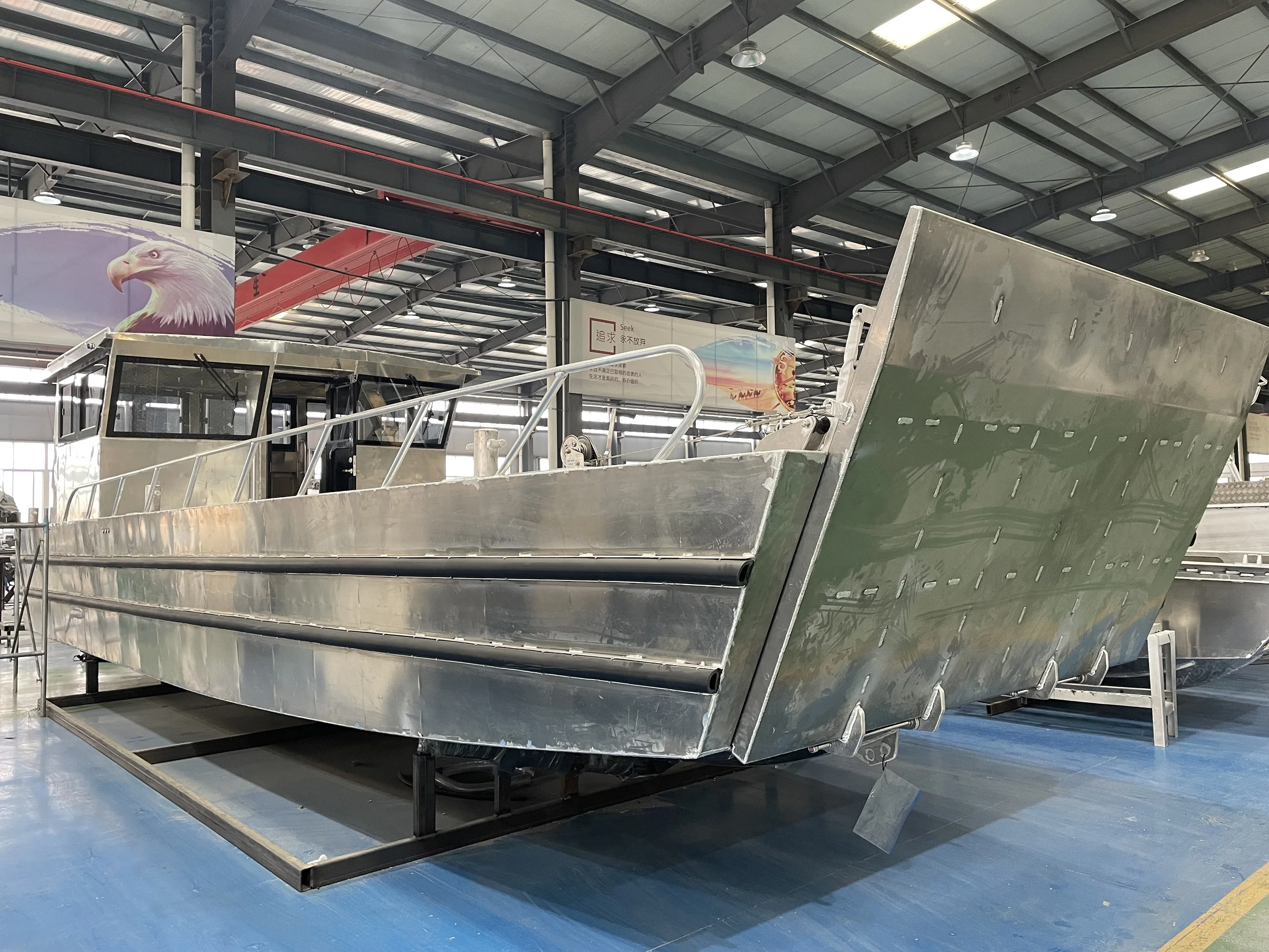 11m Aluminum Work Boat - Durable Landing Craft for Transport