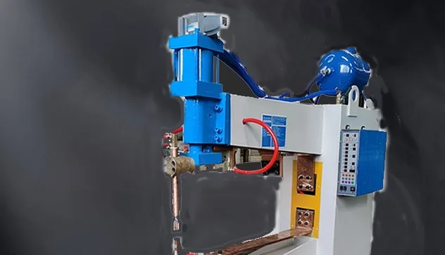 The New Semi-automatic Foot-operated Welding Machine Is Simple To ...