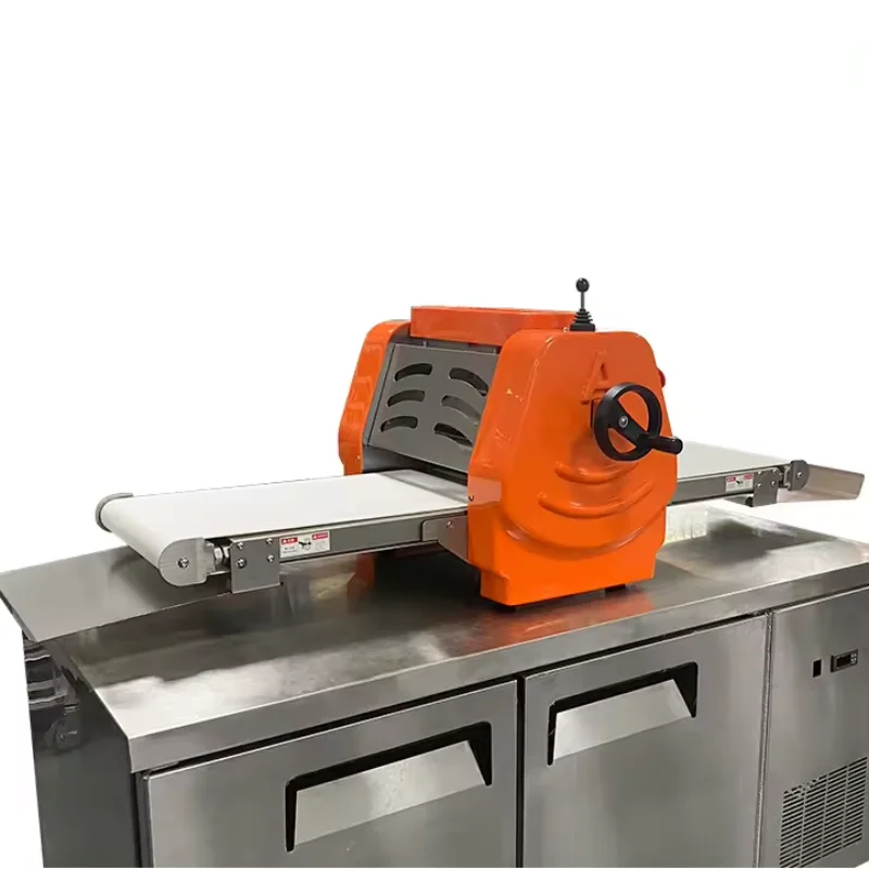 Mini Dough Sheeter for Flaky Croissants - High Efficiency