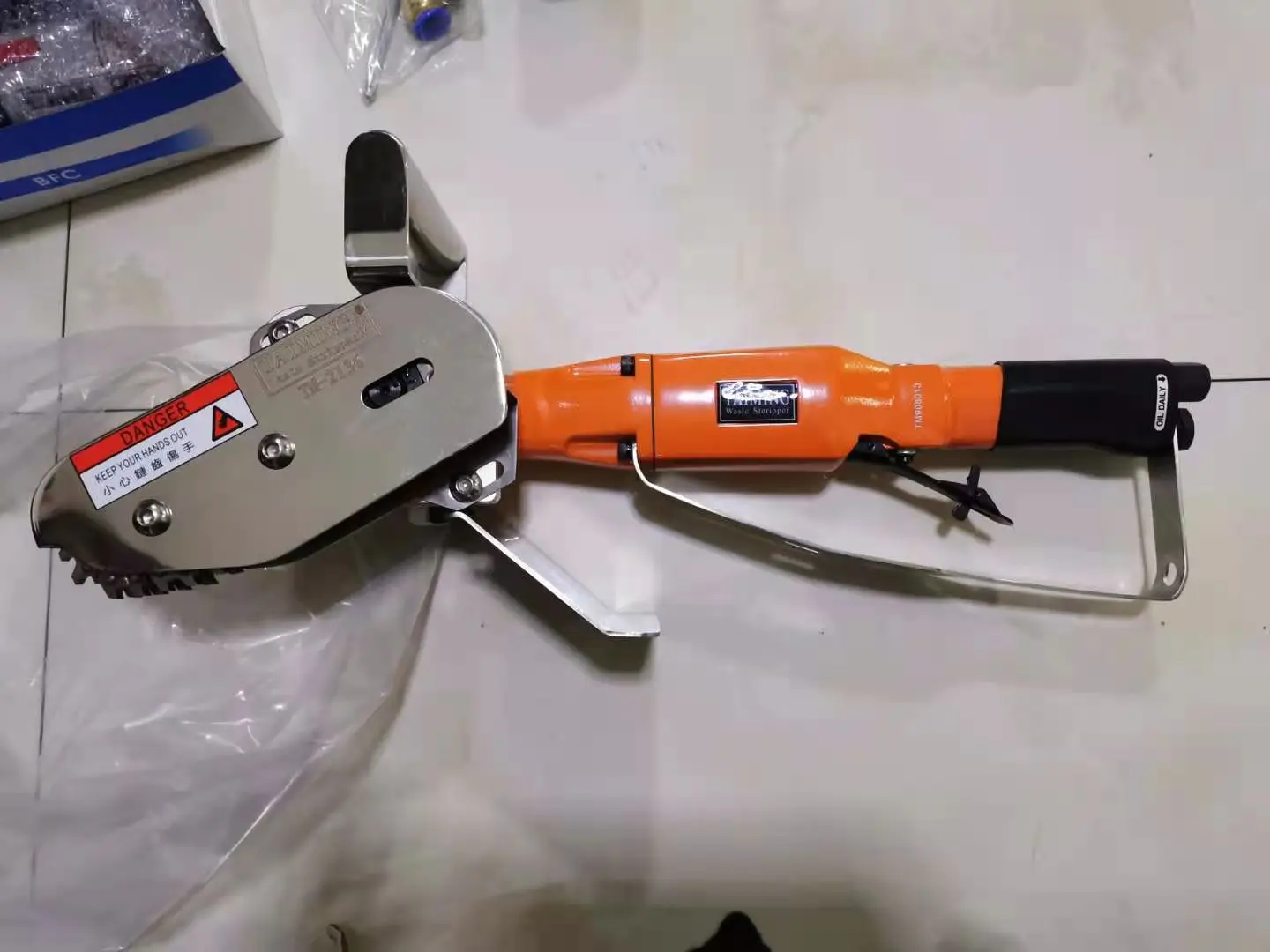 Carton Waster Paper Stripping Machine Manual Pneumatic Carton Box Waste ...